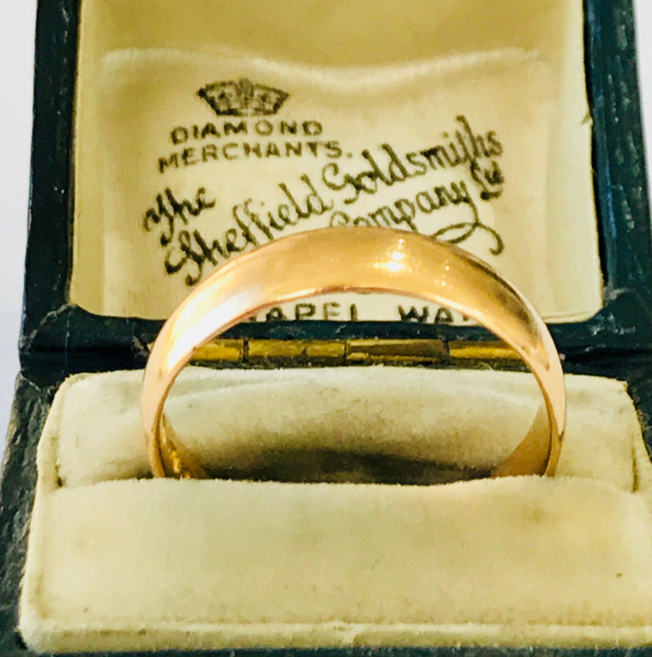 Stunning Victorian 148 year old 22ct gold wedding ring - hallmarked ...