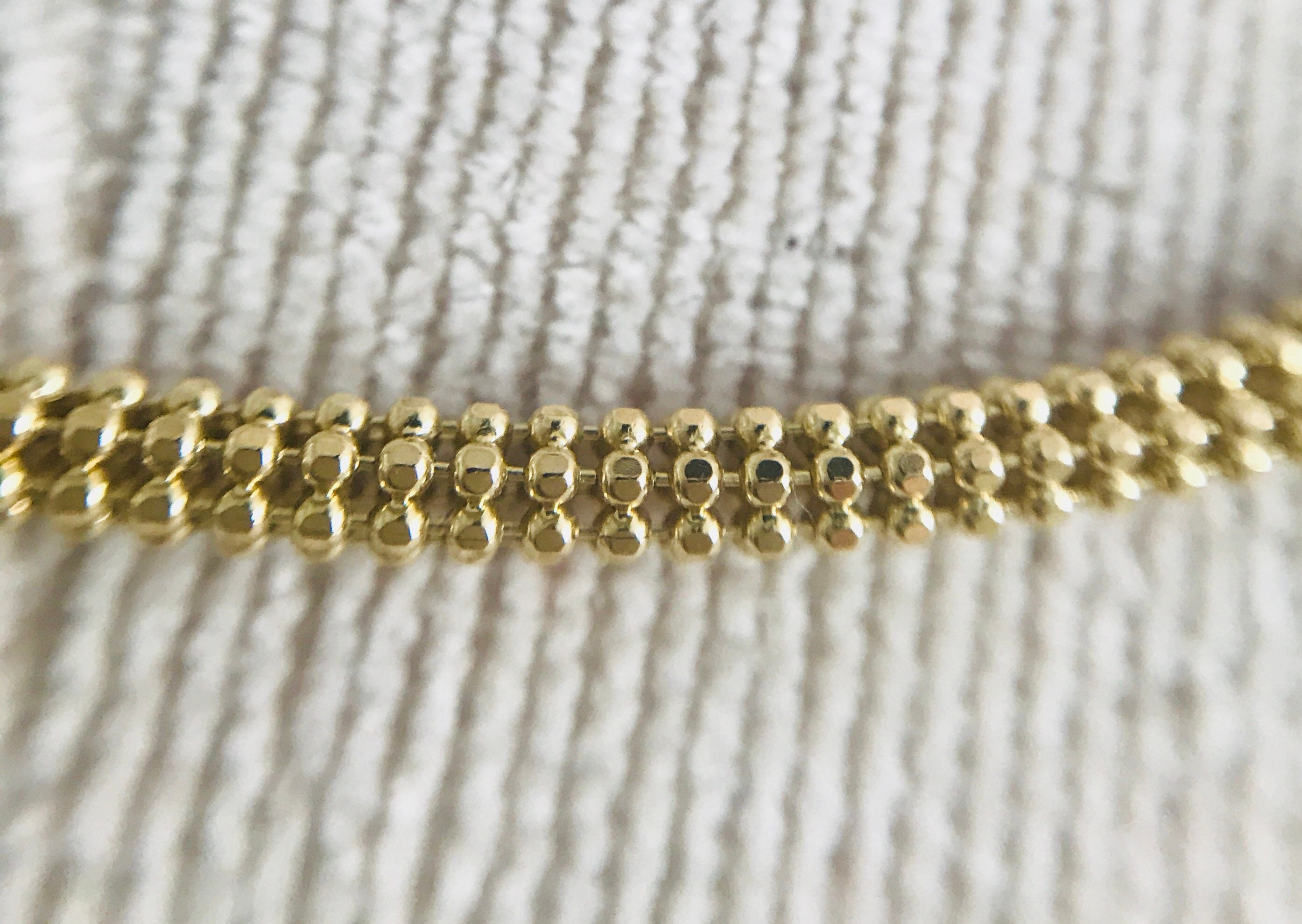 Stunning vintage 9ct yellow gold 17 inch chain - fully hallmarked