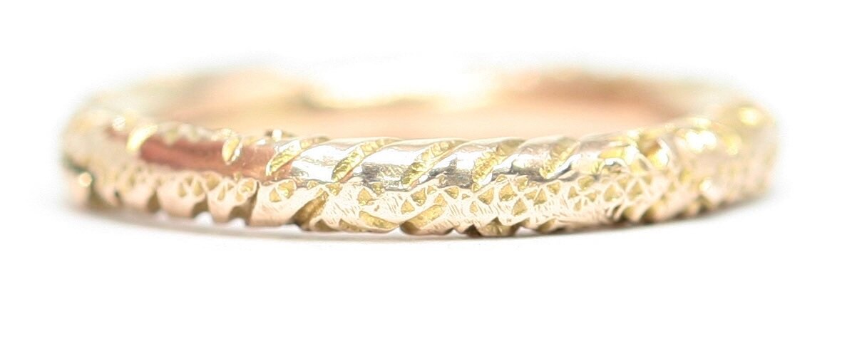 Superb rare Georgian 9ct gold split ring