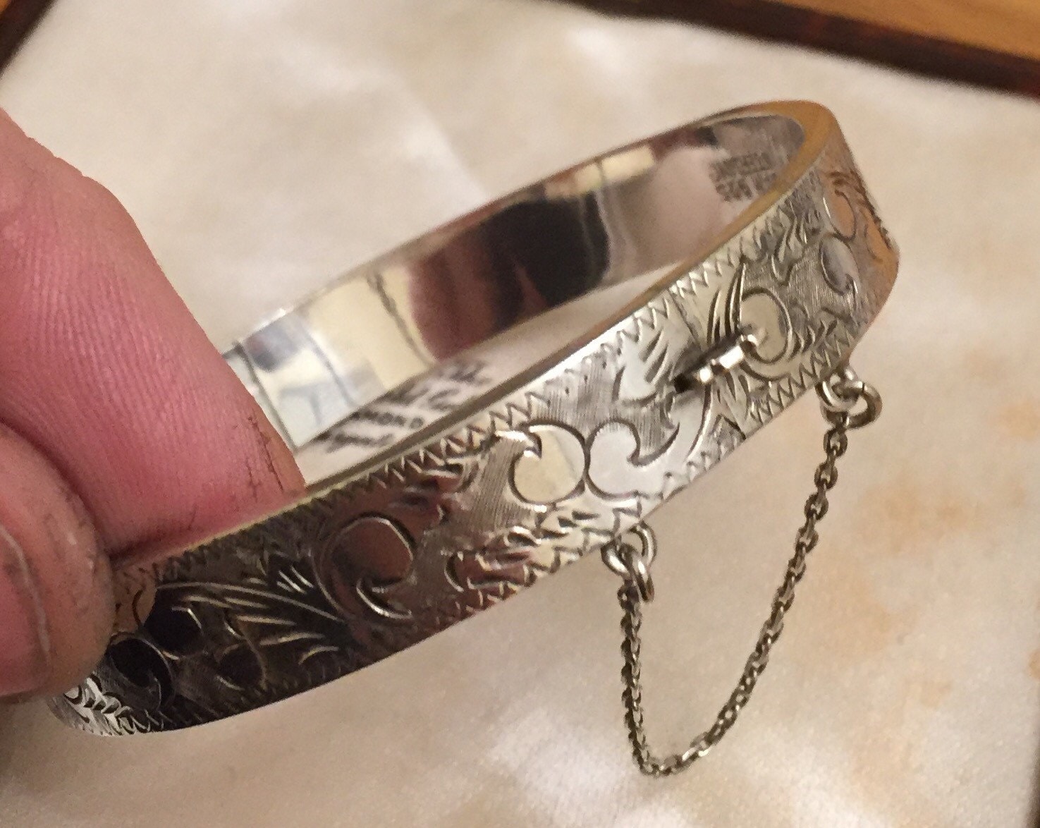 Vintage Sterling silver bangle