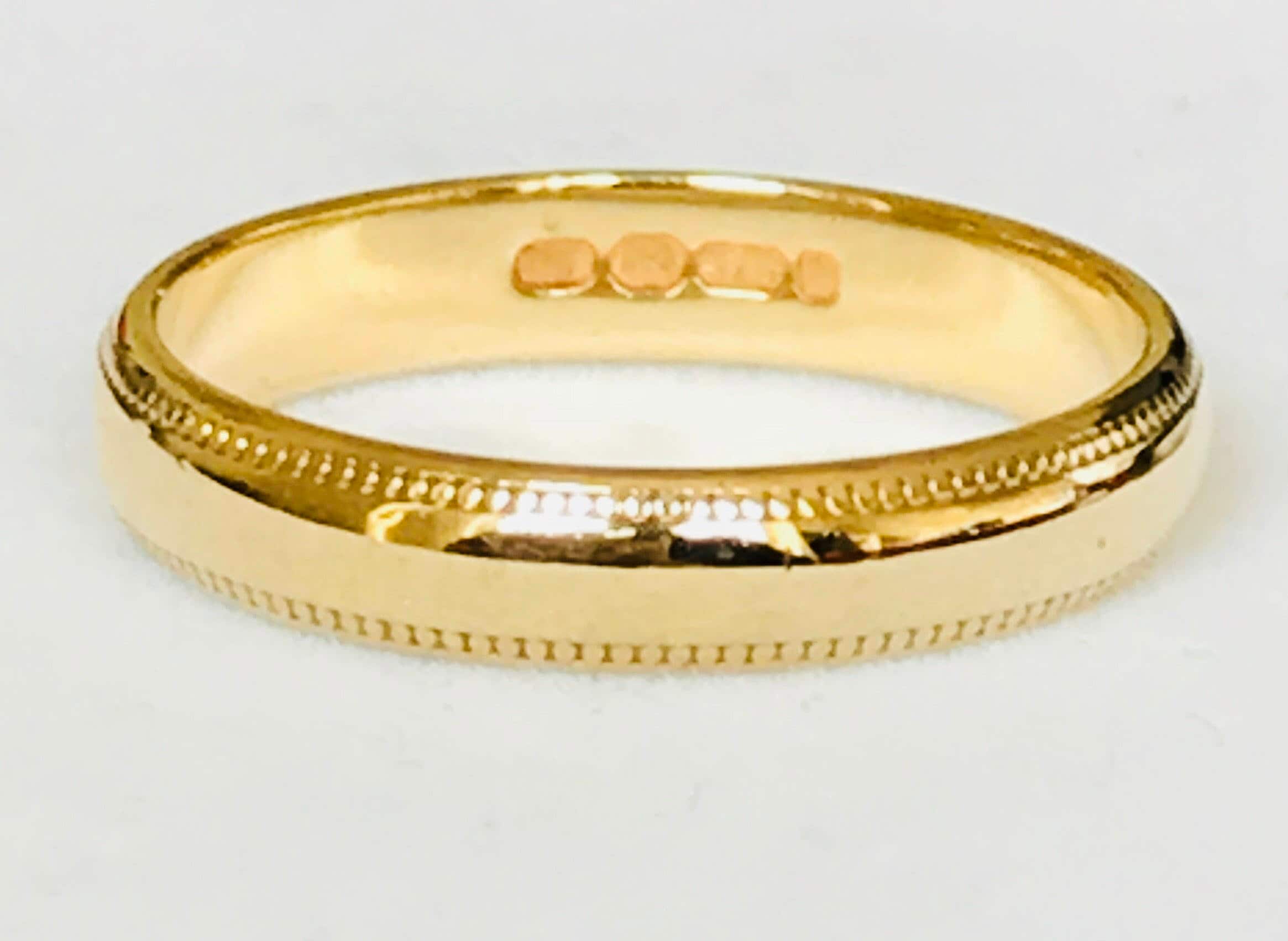 Stunning vintage 9ct gold milled edge ladies wedding ring