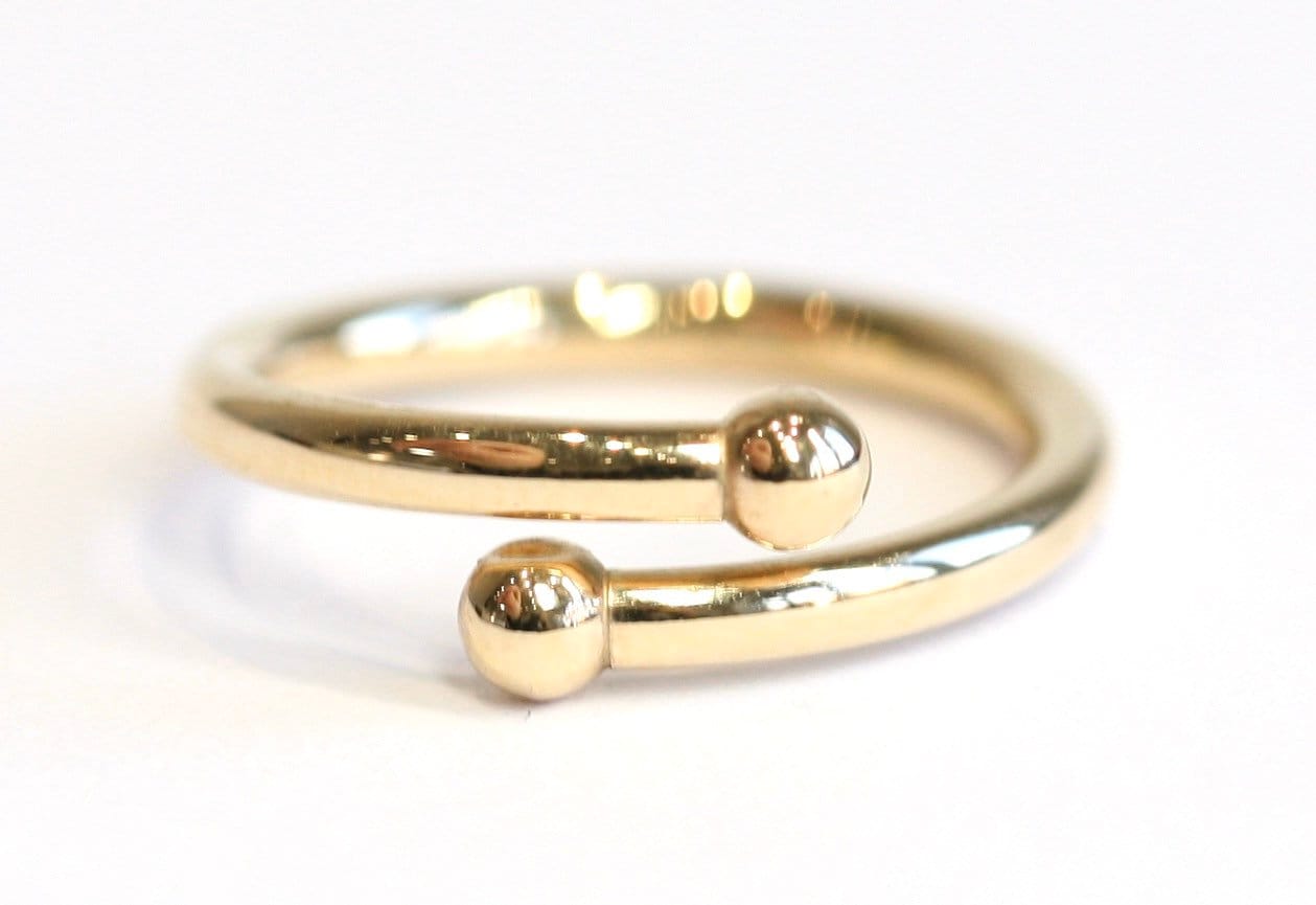 Vintage 9ct yellow gold Torque ring - sIze N or US 6 1/2 - Adjustable