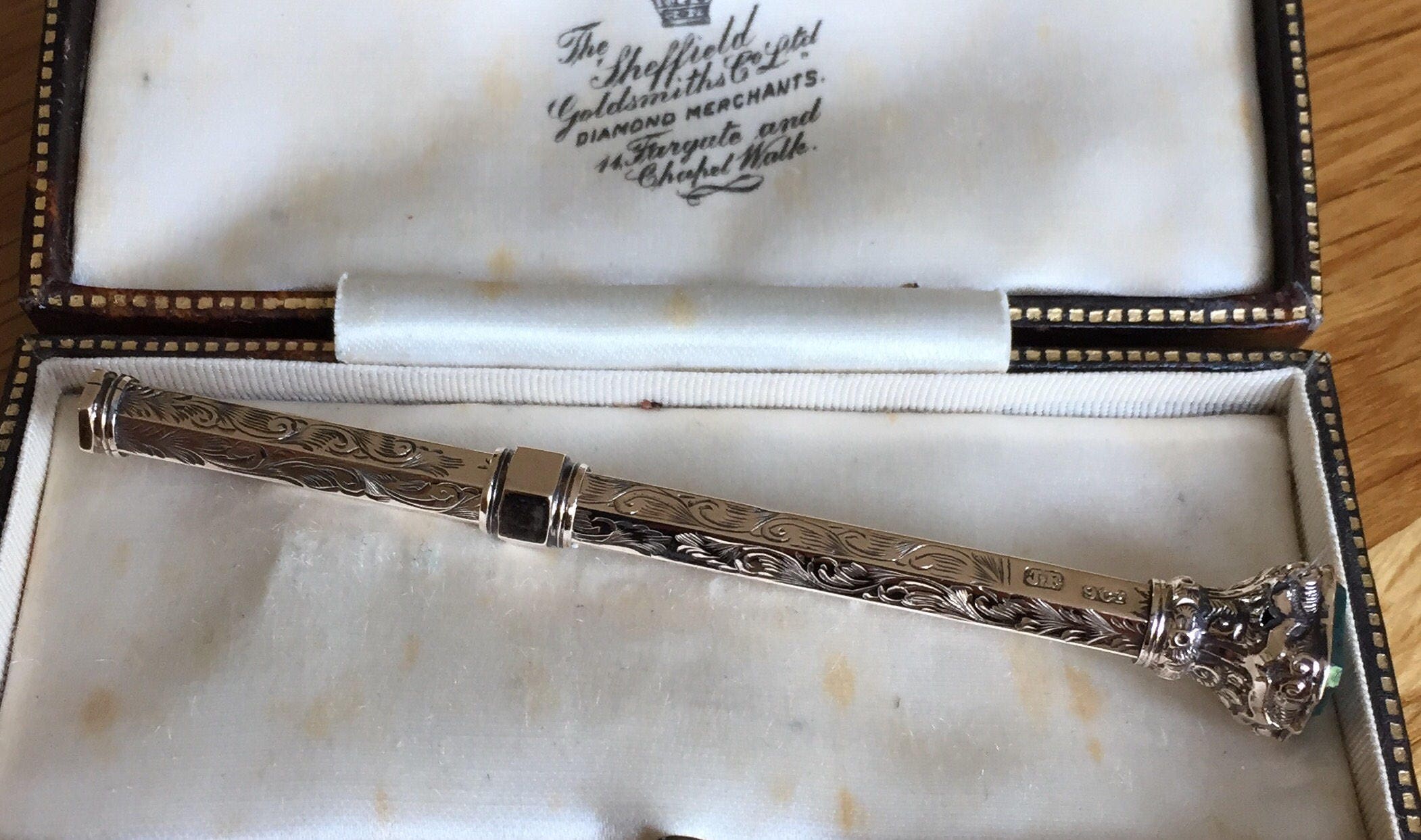 Excellent antique Victorian 9ct gold sliding pencil ***Reserved***