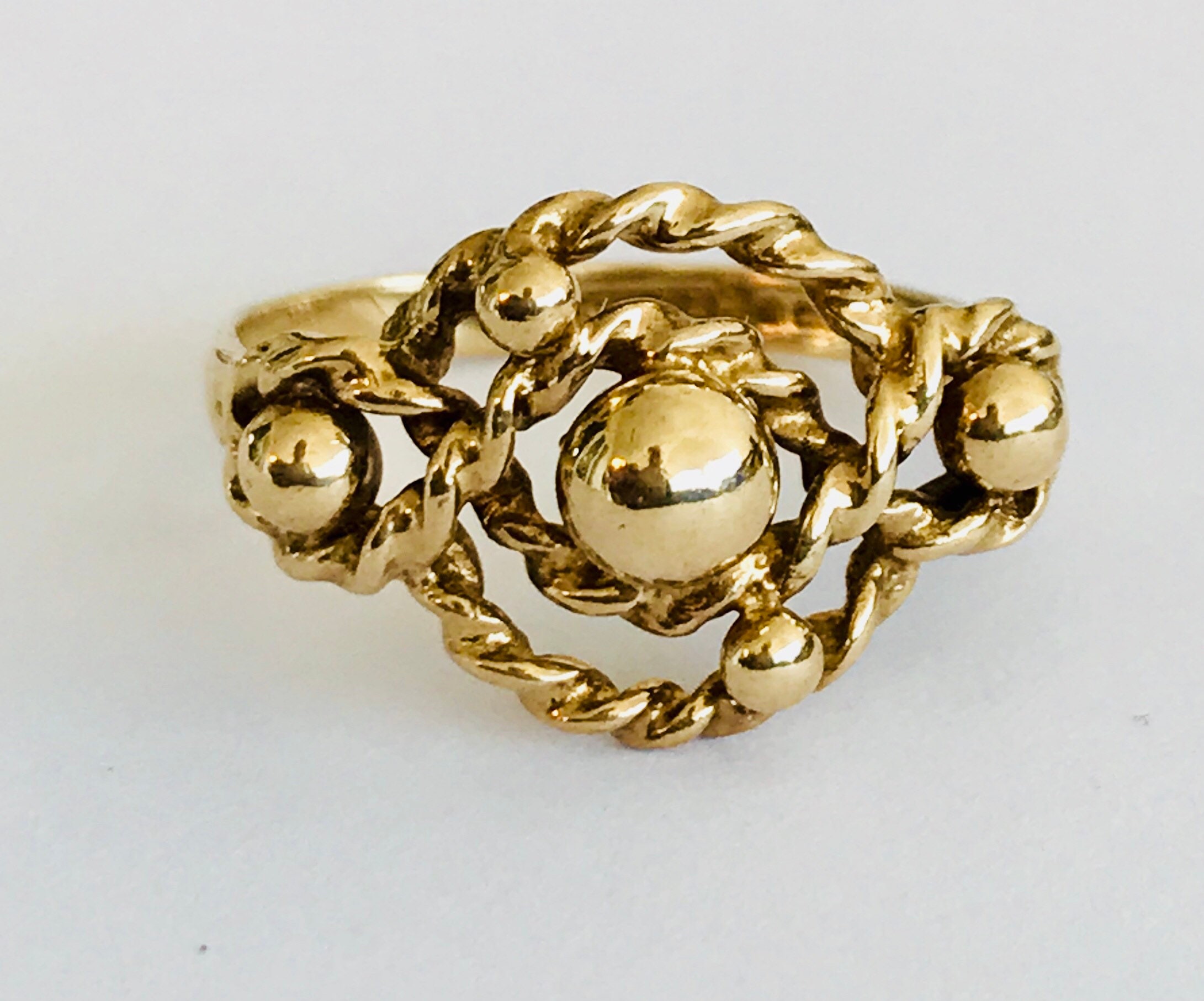 Stunning and unusual vintage 9ct yellow gold ring - hallmarked ...