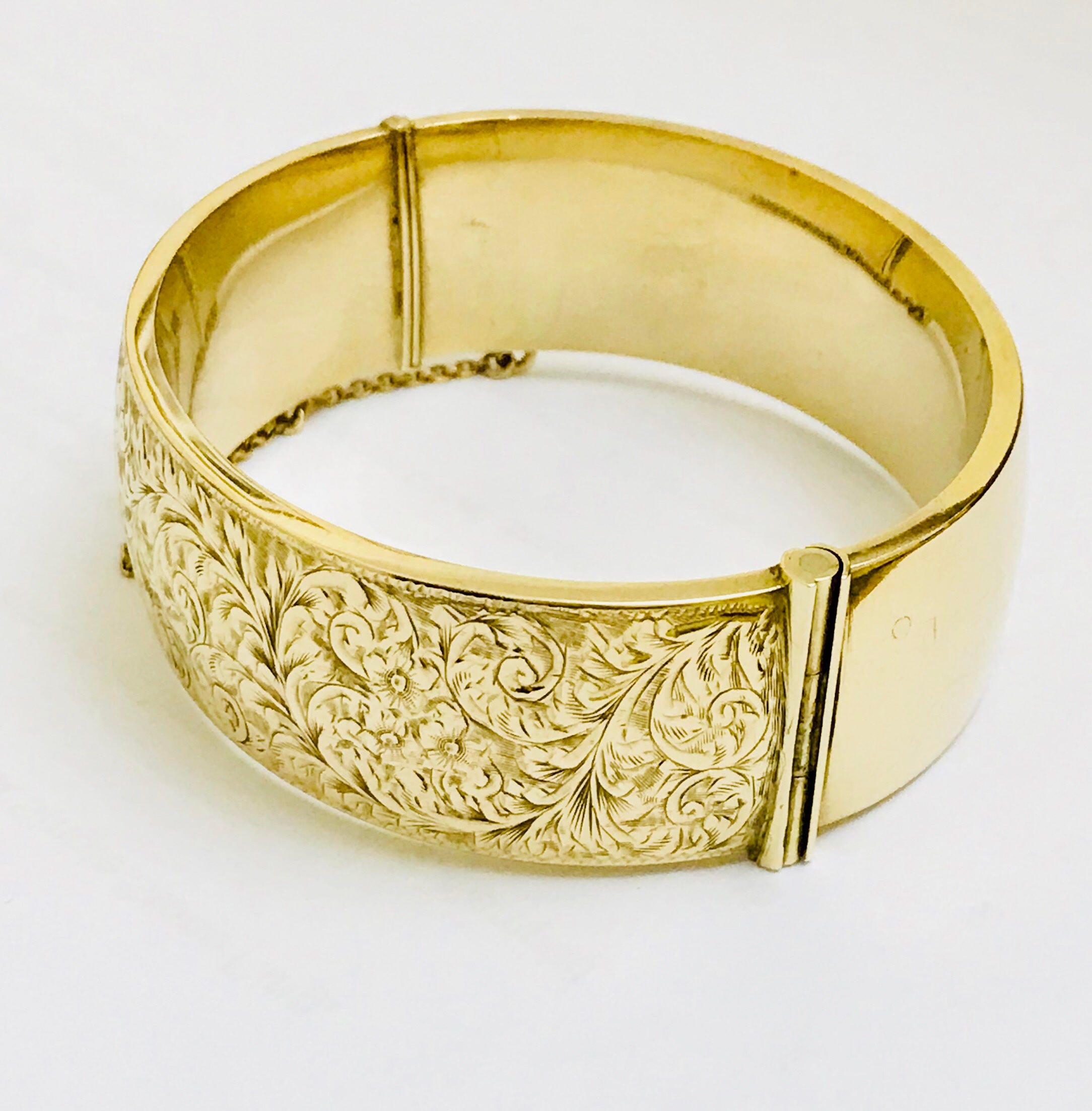 Stunning heavy vintage 9ct yellow gold bangle - Birmingham 1962