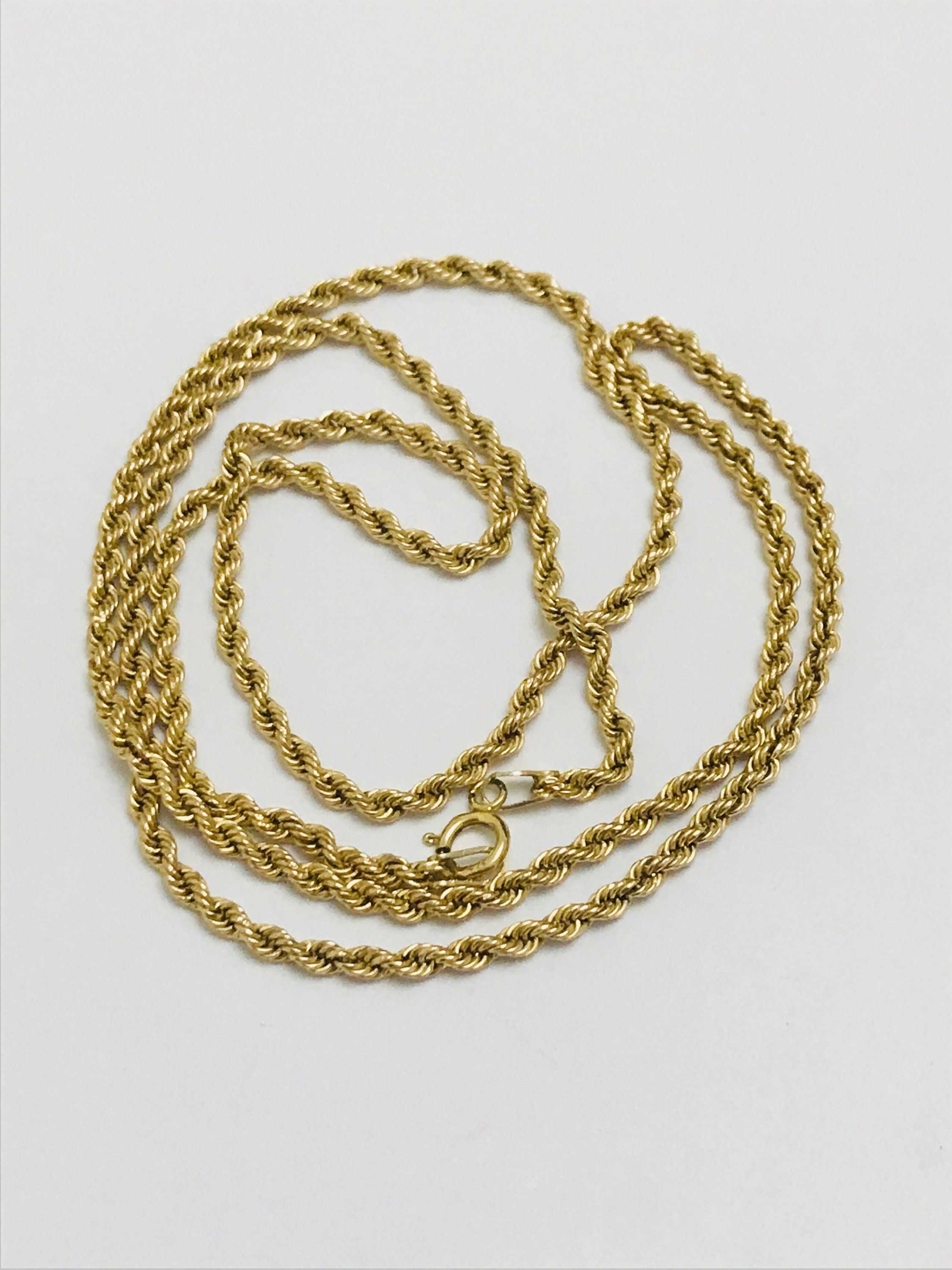 Lovely vintage 9ct yellow gold 21 inch Rope chain - fully hallmarked