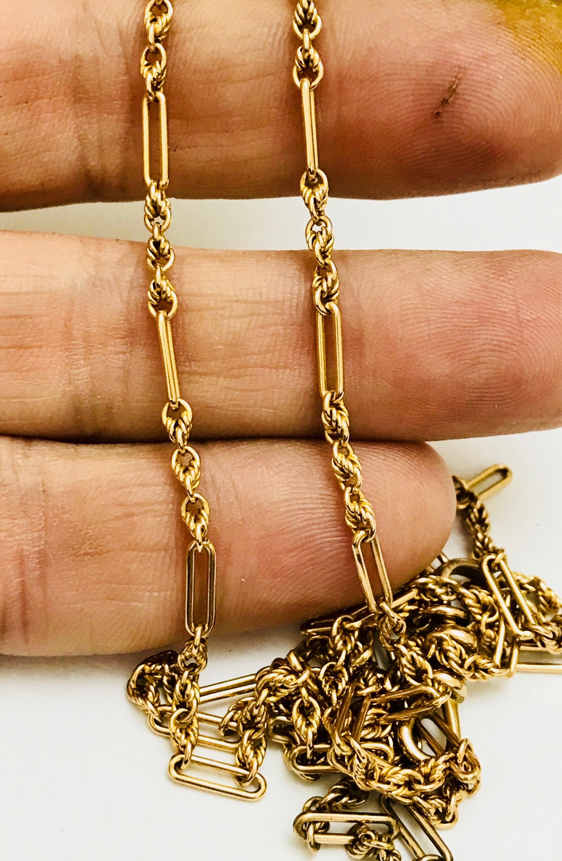 Superb antique 9ct gold 28 inch fancy muff chain with dog clip ...