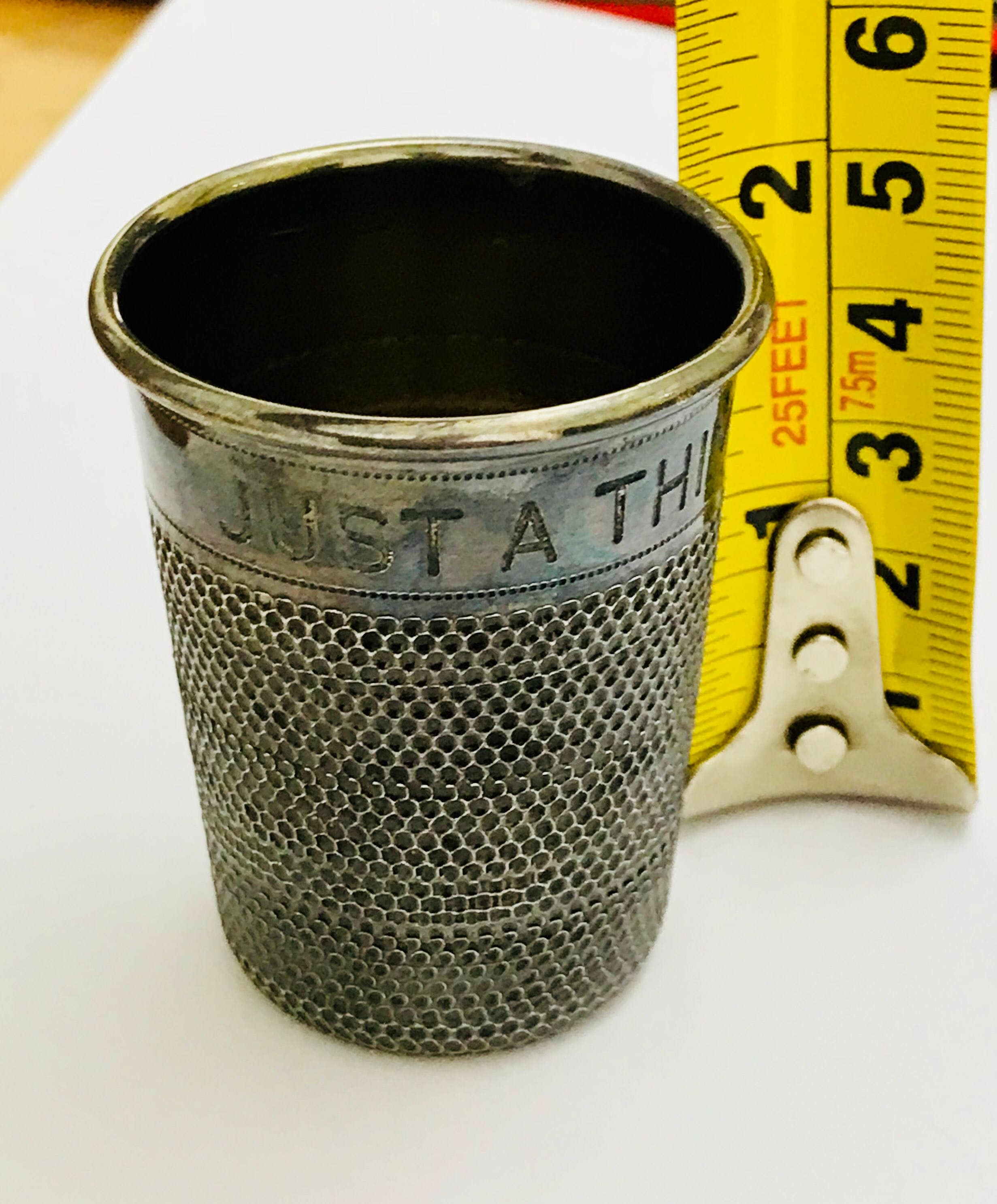 Superb vintage sterling silver Thimble pattern shot measure ...