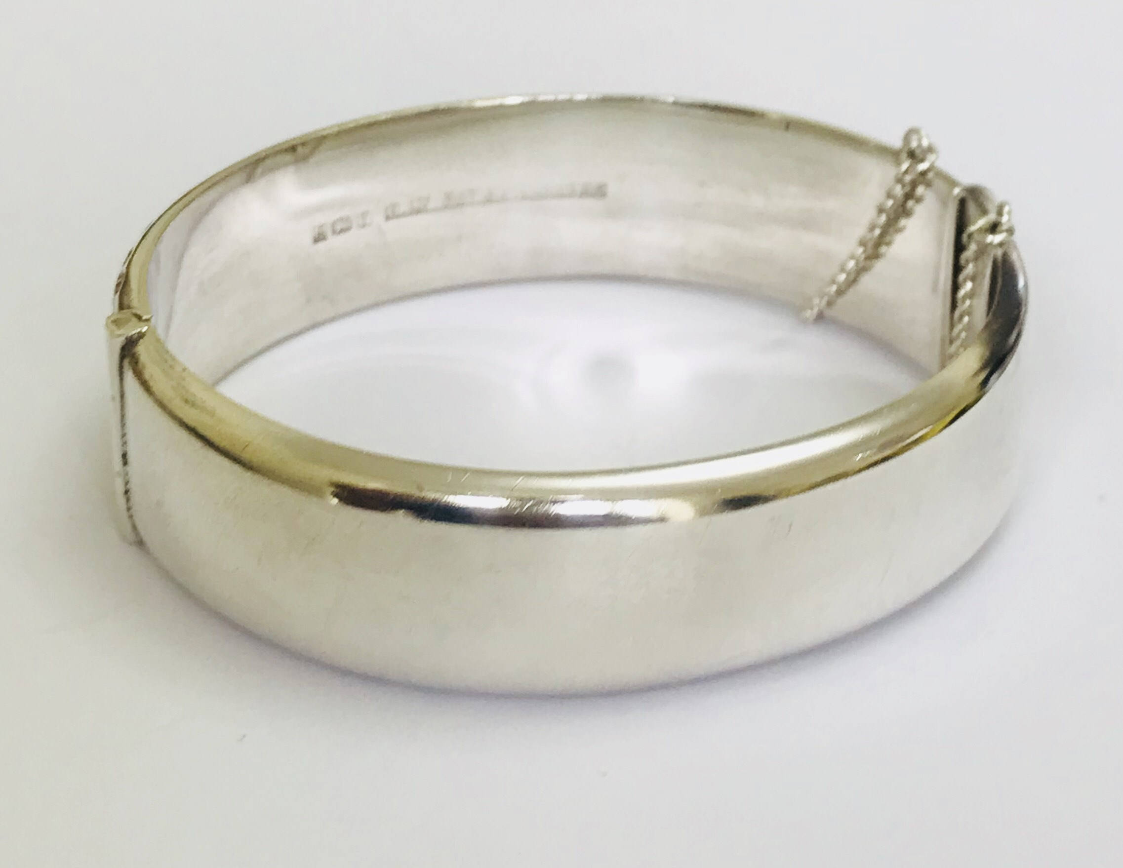 Super vintage sterling silver embossed bangle - Birmingham 1993