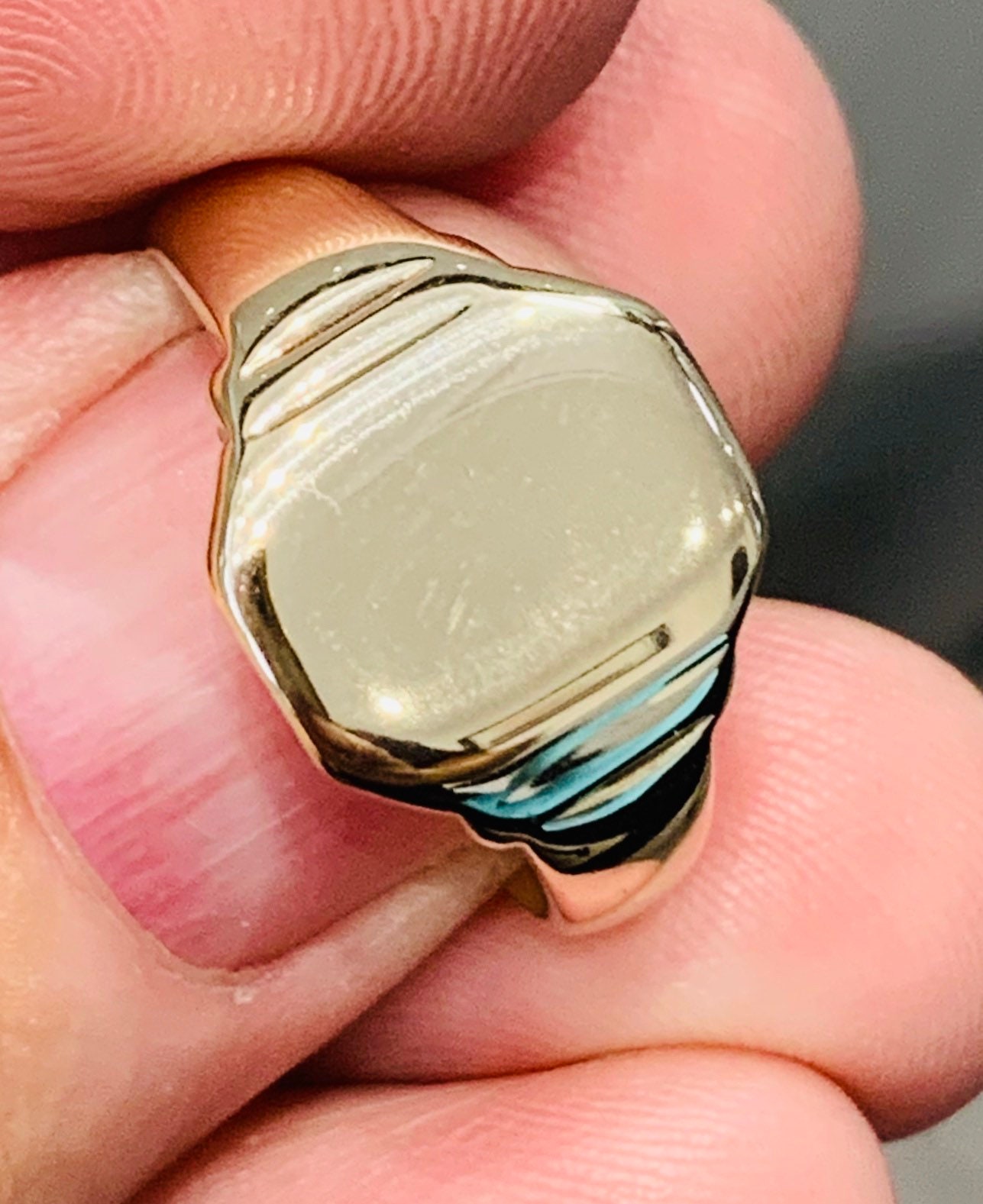 Vintage 9ct yellow gold signet or pinky ring - hallmarked Birmingham ...