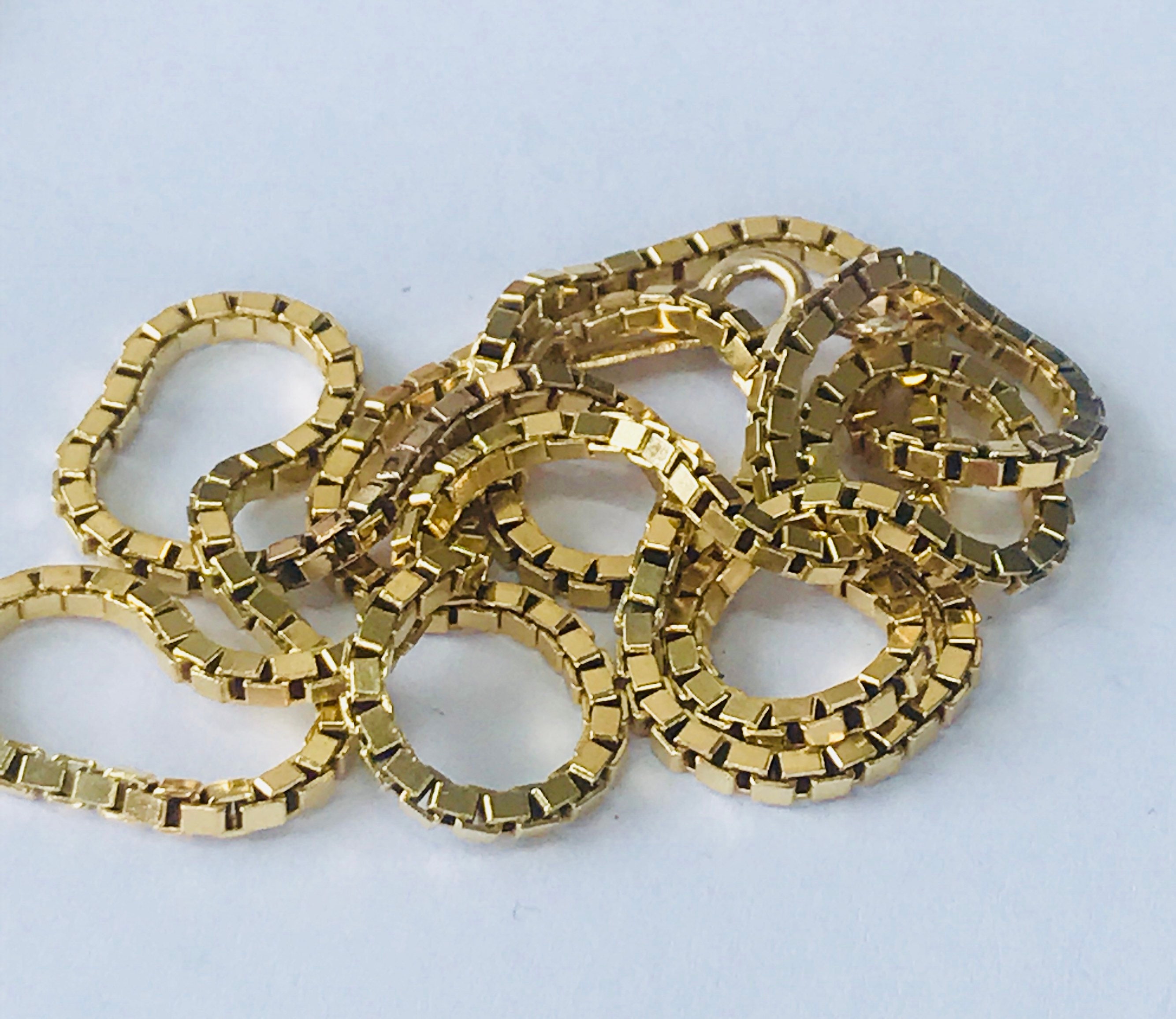 Stunning vintage 9ct yellow gold 21 inch box chain - hallmarked ...