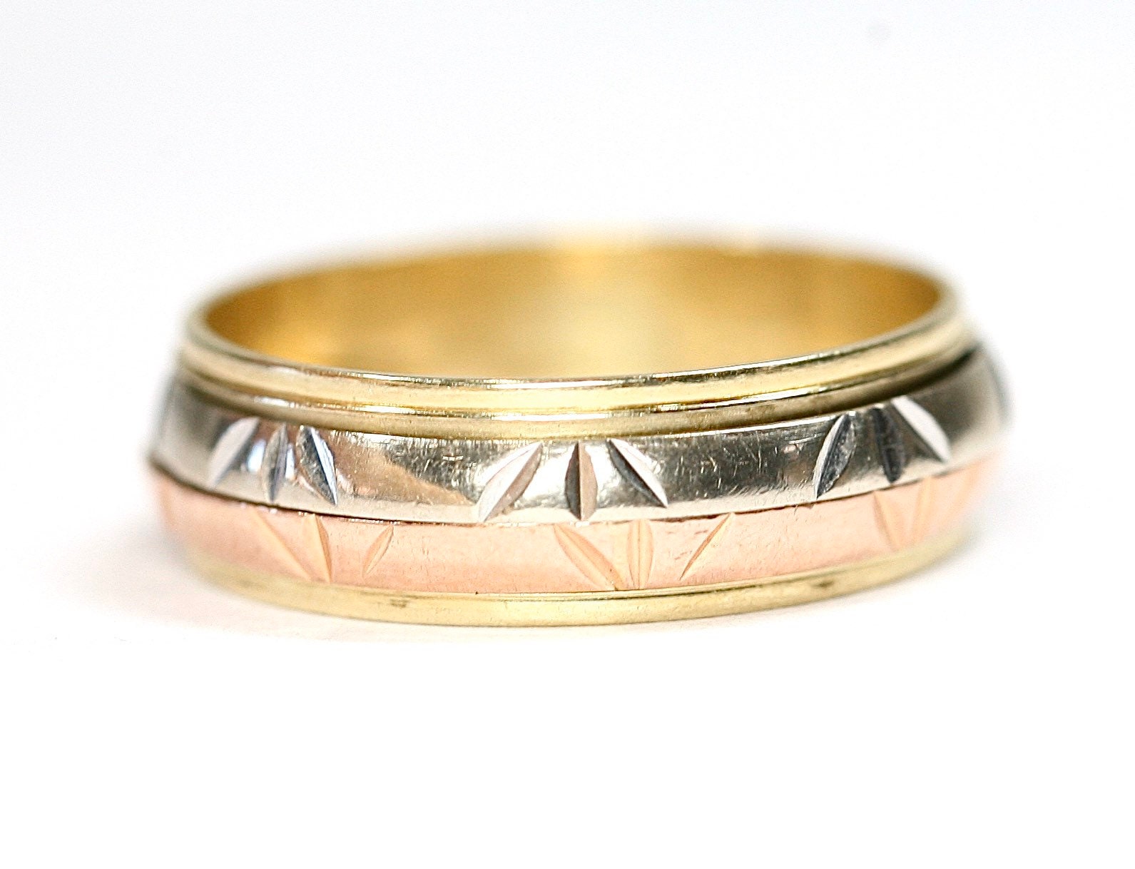 Stunning vintage 14ct three colour gold Spinner ring - fully hallmarked ... Stunning vintage 14ct three colour gold Spinner ring - fully hallmarked ...
