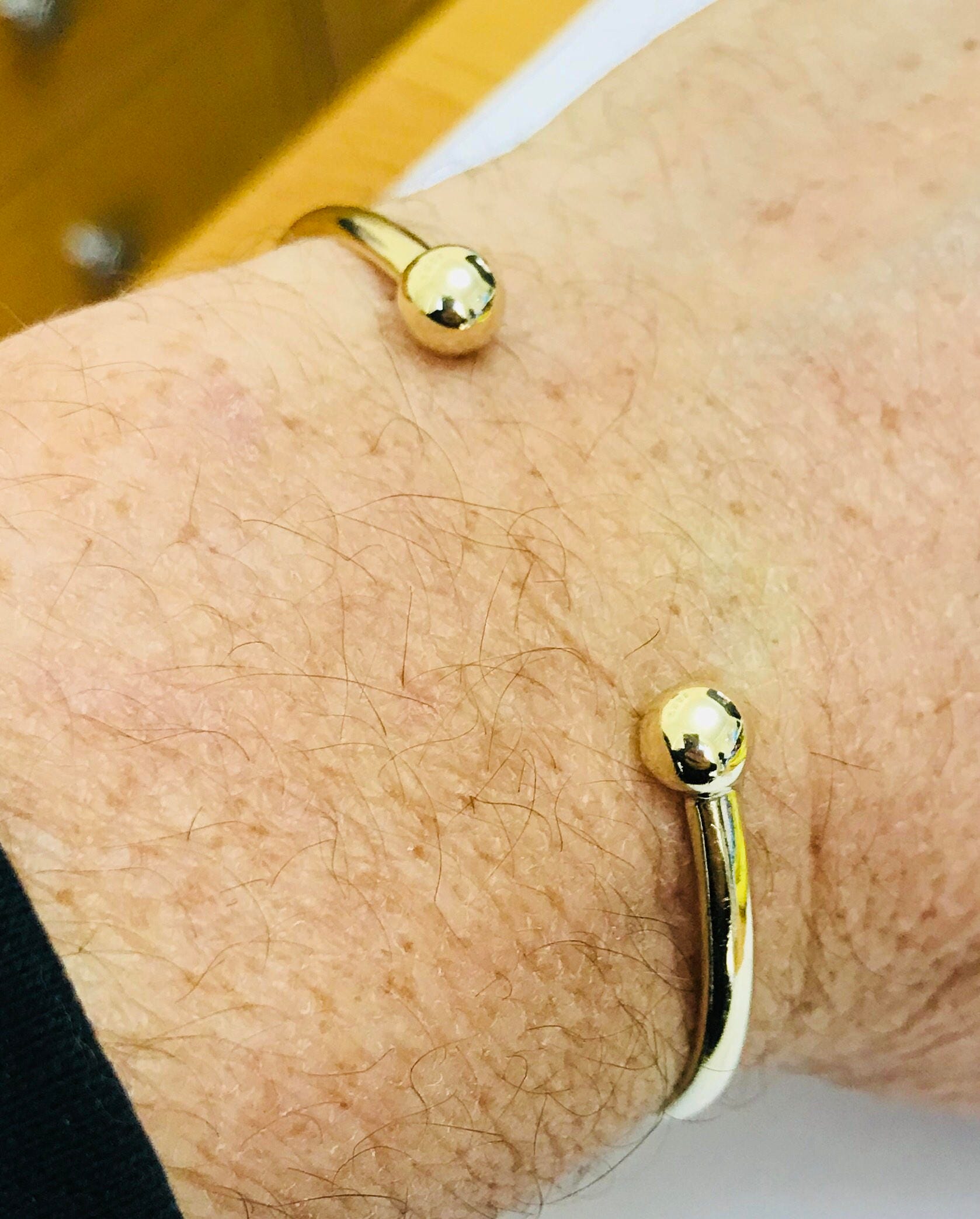 Stunning vintage 9ct yellow gold torque bangle - fully hallmarked ...