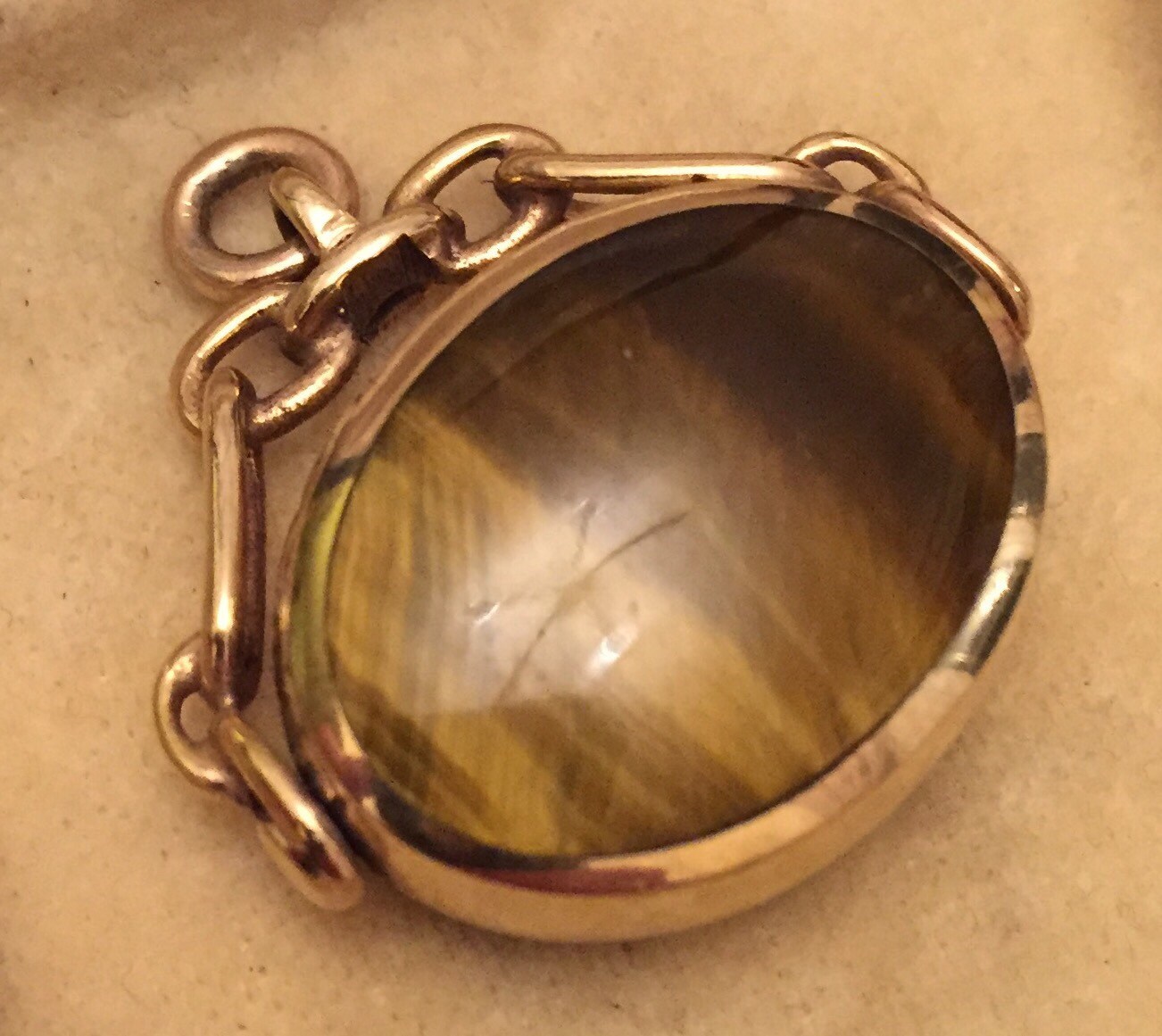 Vintage 9ct gold fob / pendant