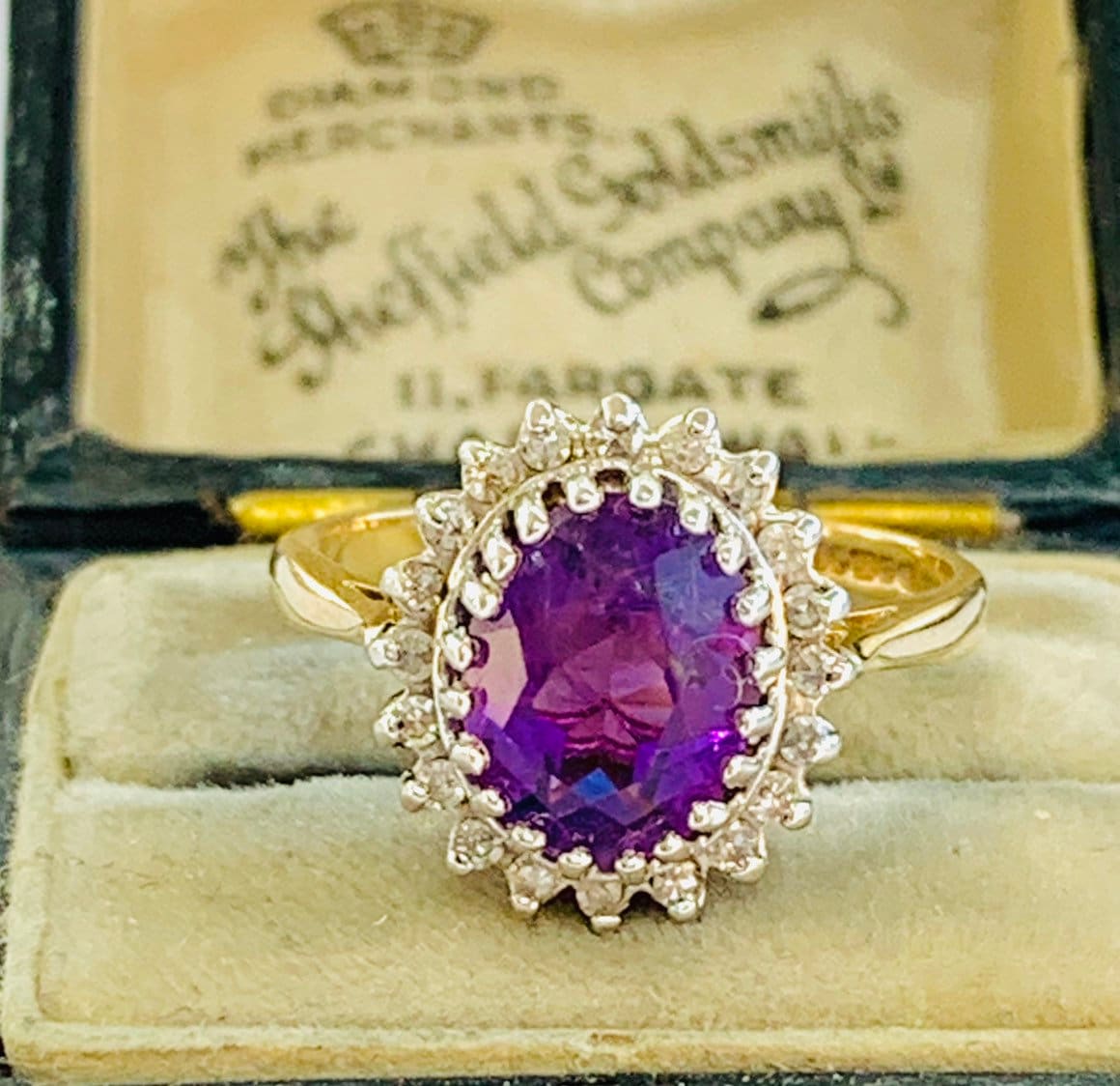 Stunning vintage 9ct yellow gold Amethyst & Diamond cluster ring - hallmarked Birmingham 1987 ...