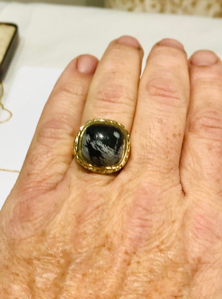 Superb vintage Men's 9ct yellow gold Snowflake Obsidian signet ring ...
