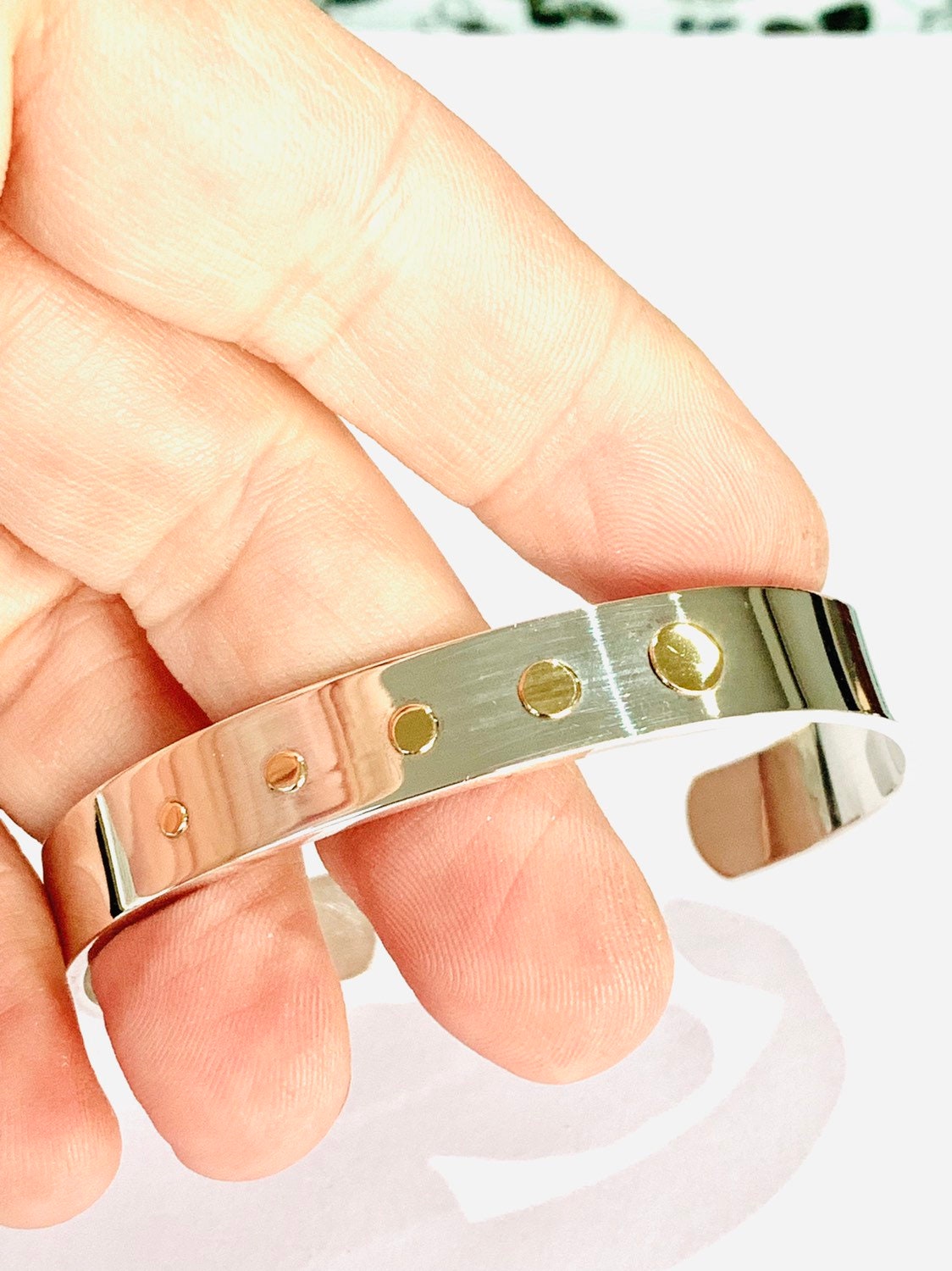 Stunning vintage Sterling Silver & 9ct yellow gold bangle