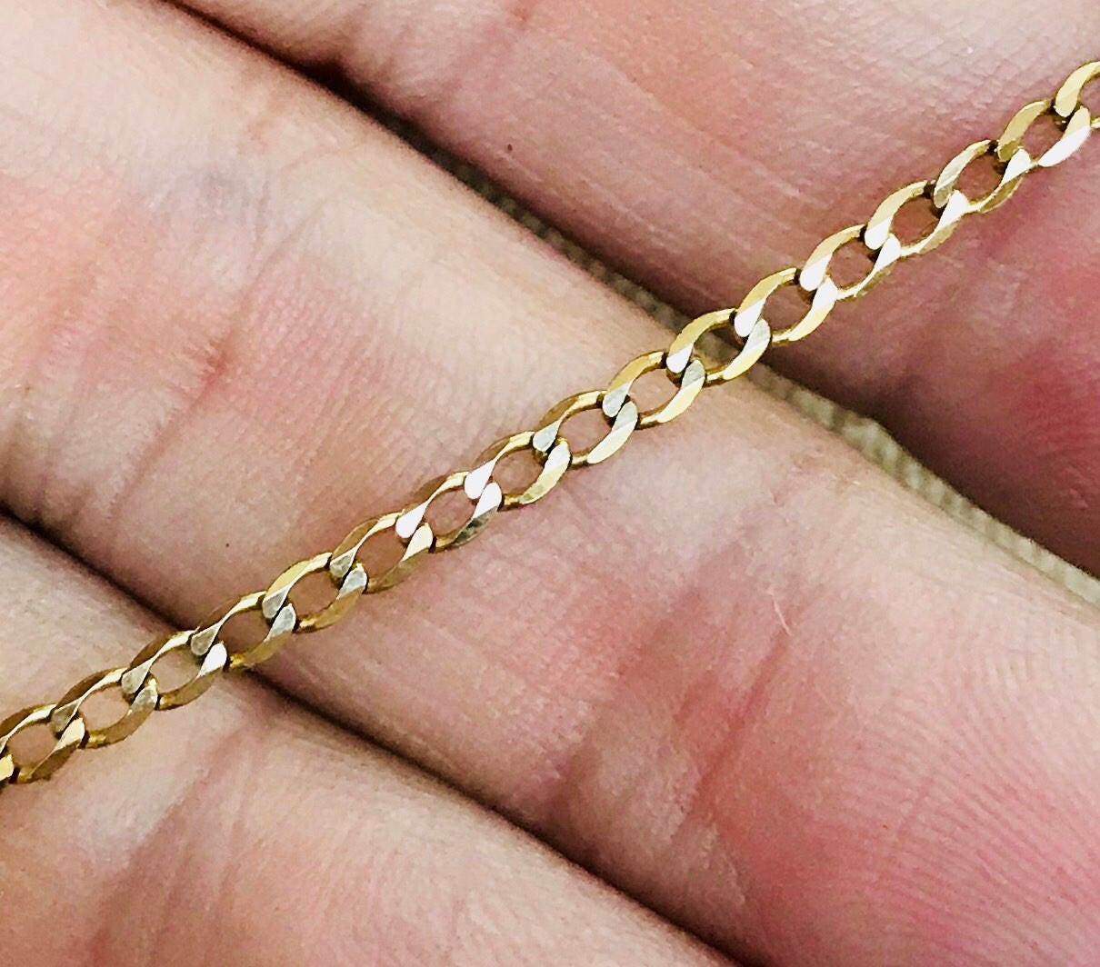 Lovely vintage 9ct yellow gold 18 inch flat link chain - fully hallmarked