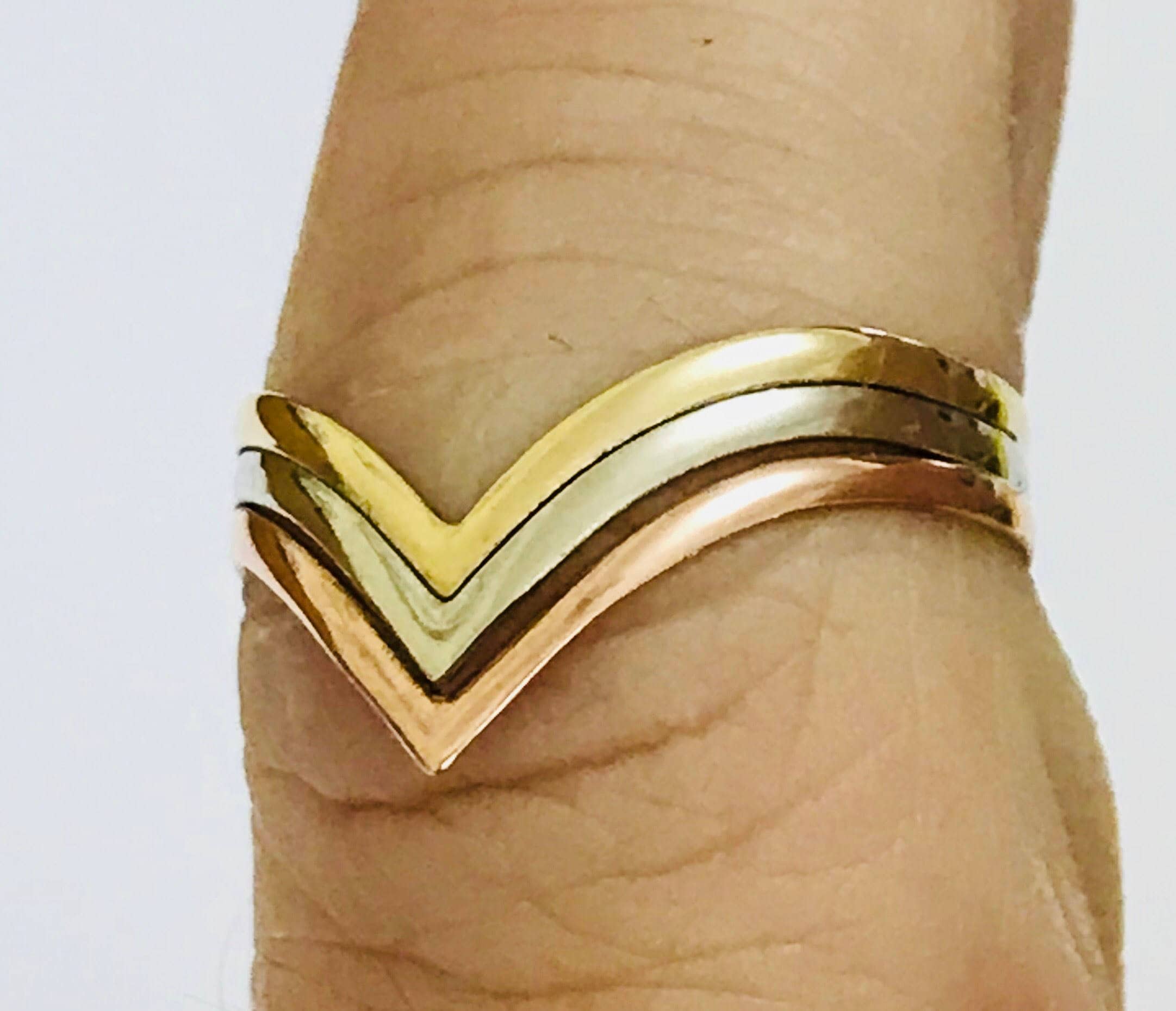 Stunning vintage 9ct 3 coloured gold wishbone ring - hallmarked ...