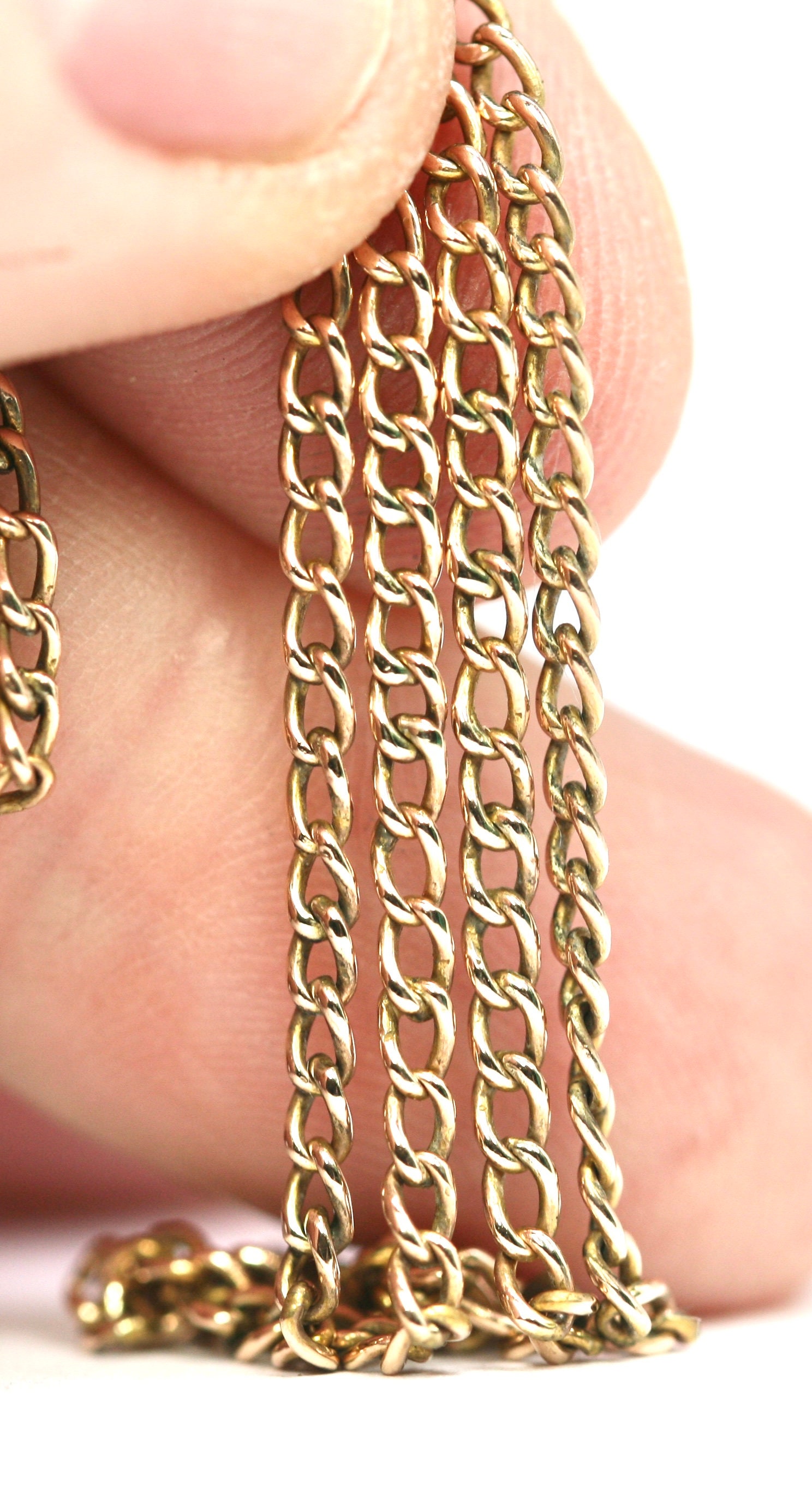 Superb antique 17 inch 9ct rose gold chain with barrel fastener