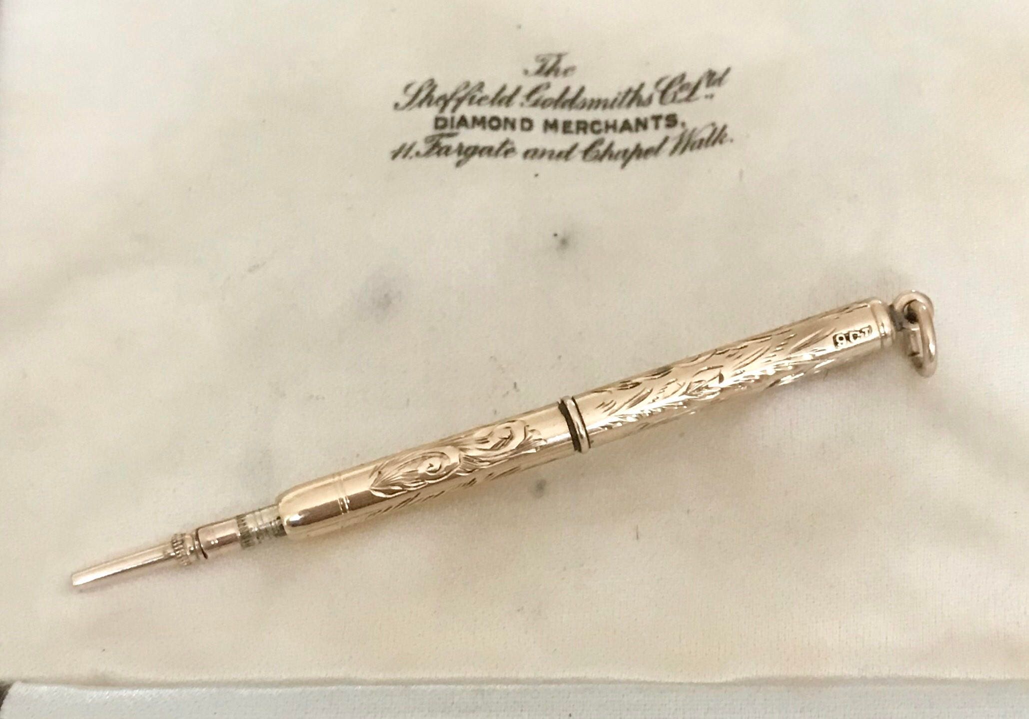Stunning Victorian antique 9ct gold propelling pencil