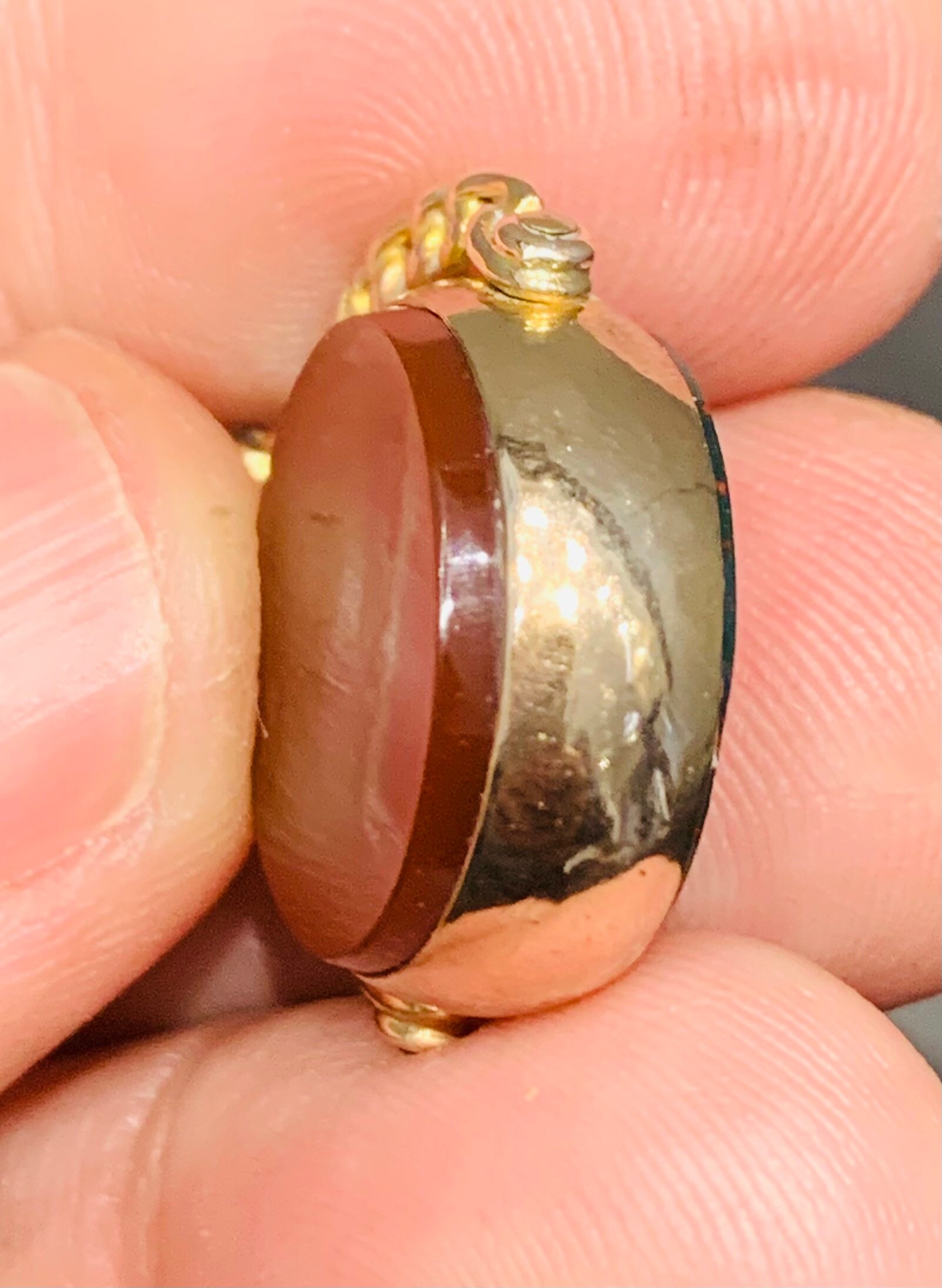 Superb antique 9ct rose gold Carnelian and Bloodstone spinning fob ... Superb antique 9ct rose gold Carnelian and Bloodstone spinning fob ...