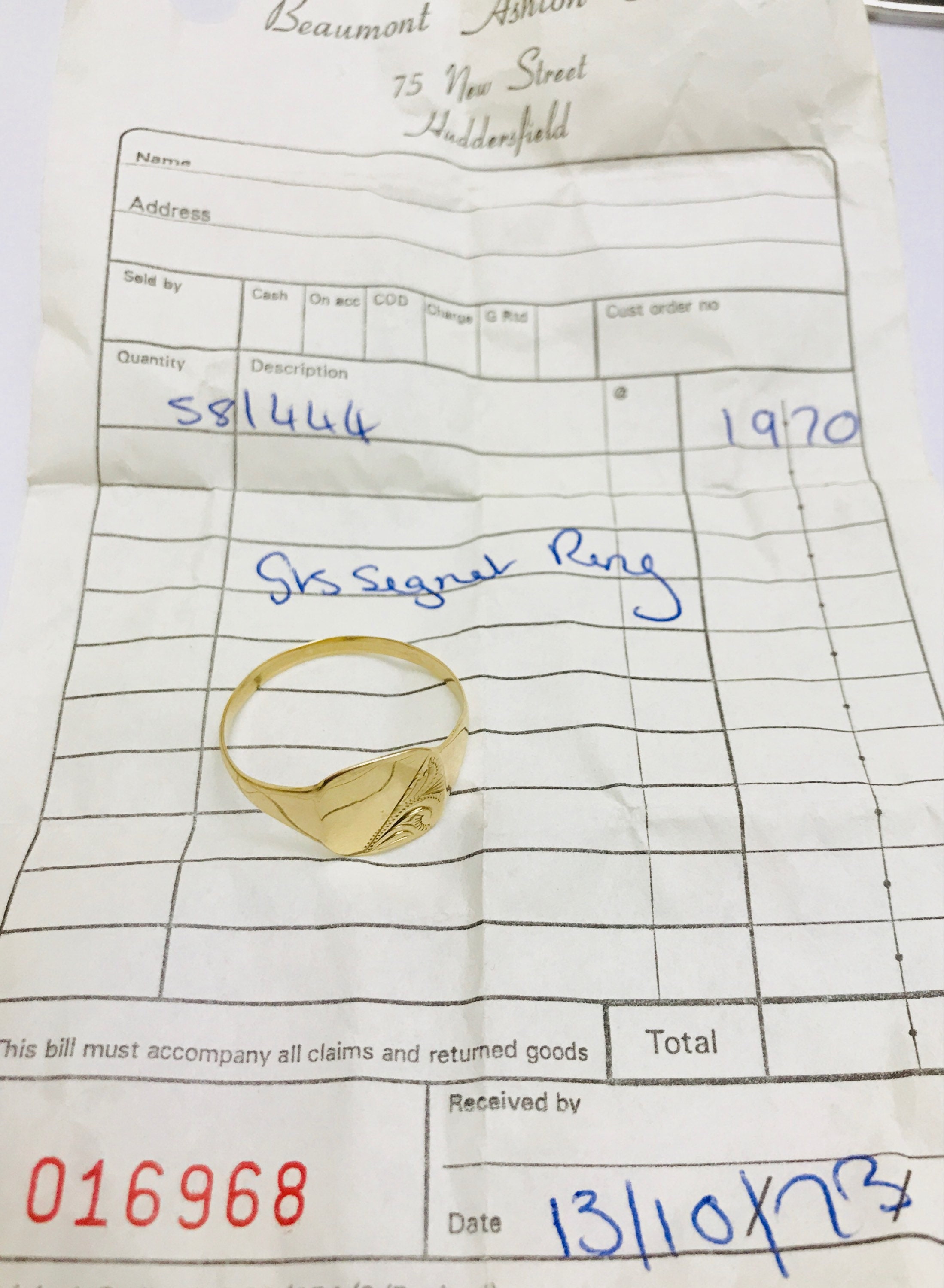 Large size vintage 9ct yellow gold Men's signet ring - fully hallmarked ...