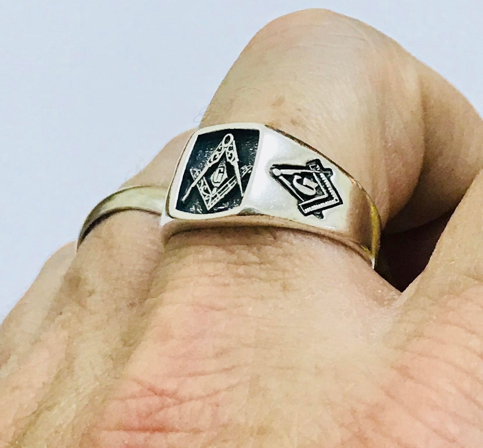 Superb vintage sterling silver Men's Masonic ring