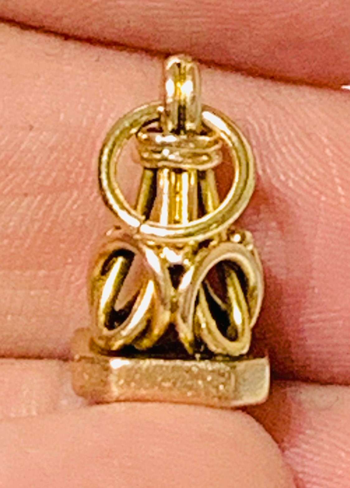 Superb antique 9ct solid gold fob pendant / charm - stamped 9C