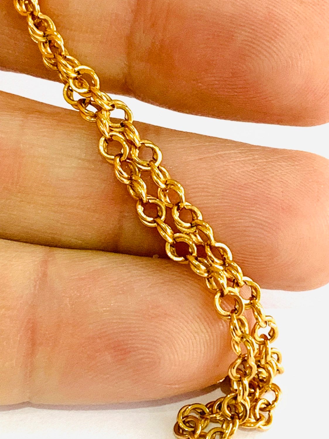 Superb vintage 9ct yellow gold 18 inch chain - fully hallmarked