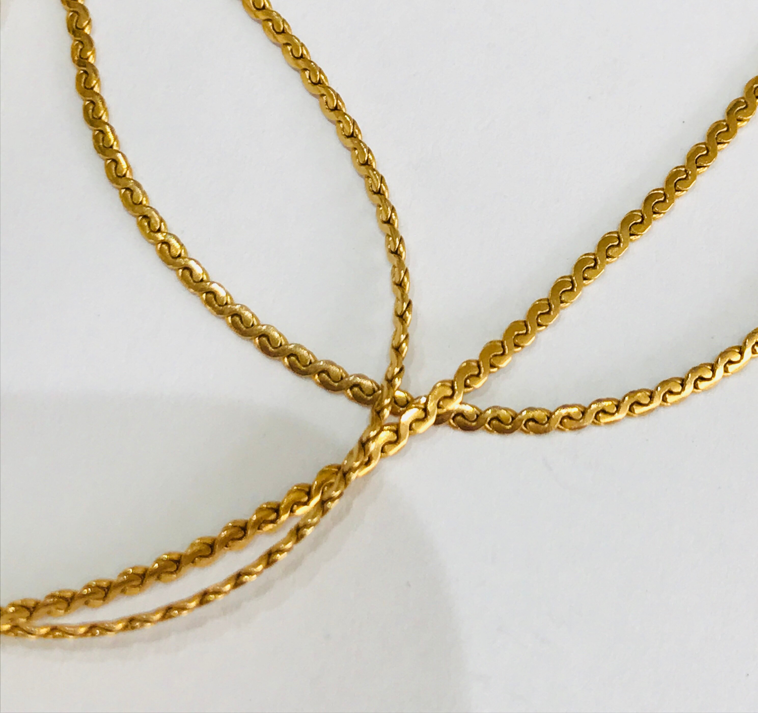 Vintage 9ct yellow gold 24 inch snake link chain