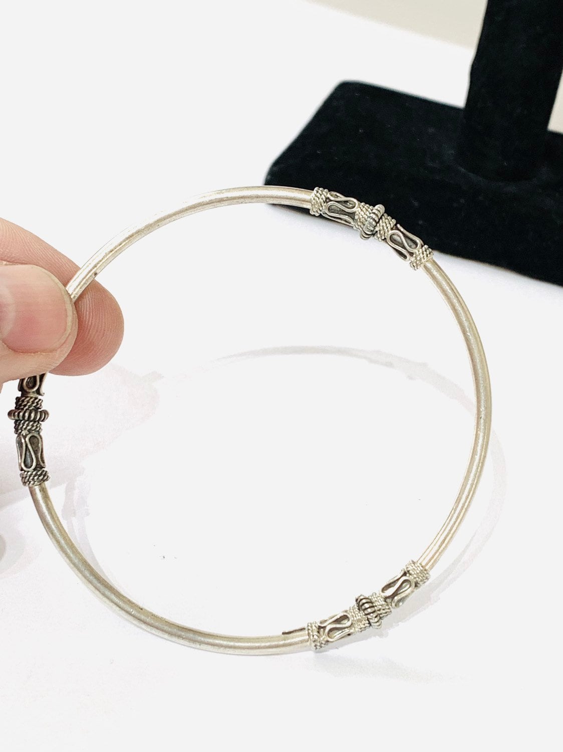 Stunning vintage sterling silver Byzantine bangle - stamped 925