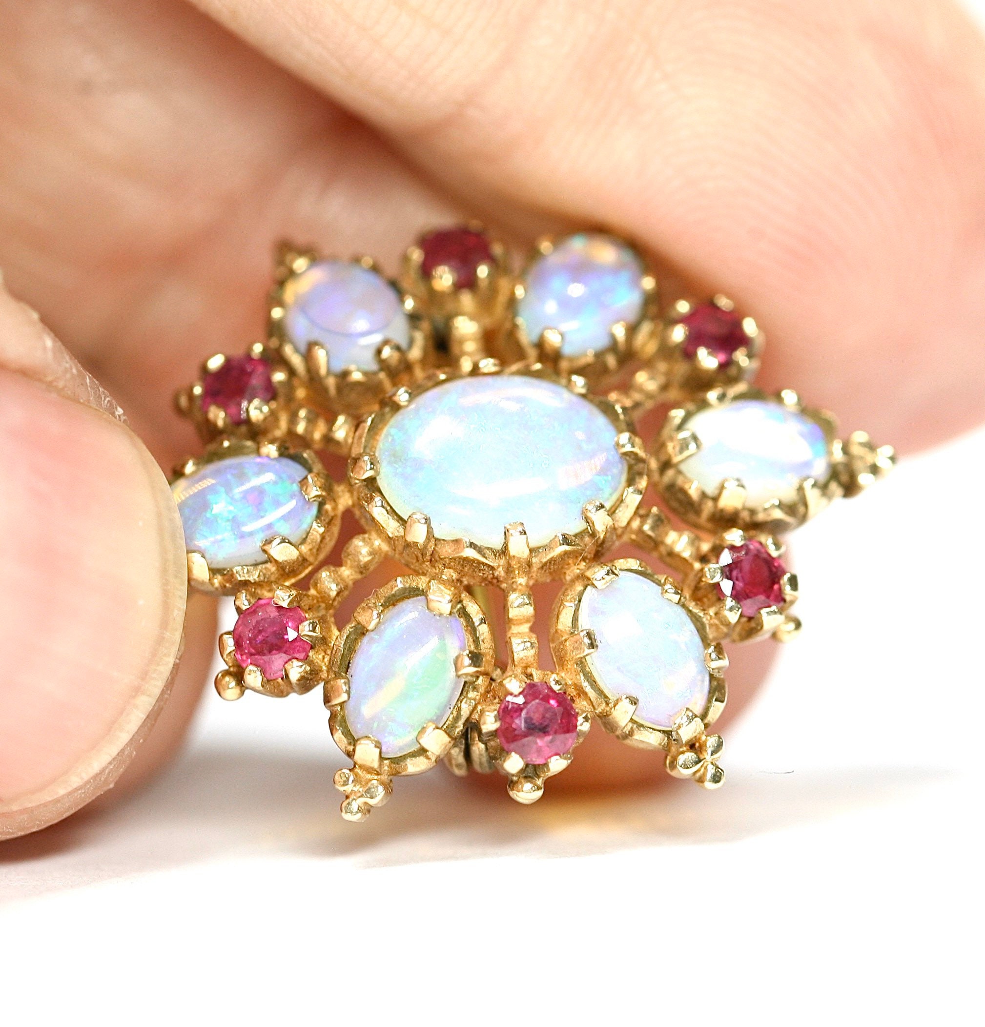Beautiful vintage 9ct yellow gold Opal & Ruby pendant / brooch ...