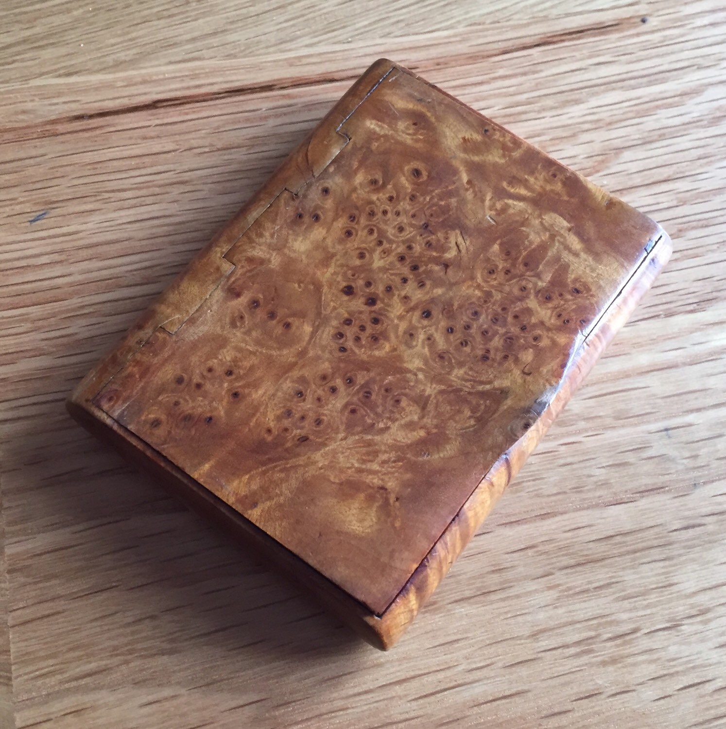 Antique Birds Eye Maple snuff box - card case
