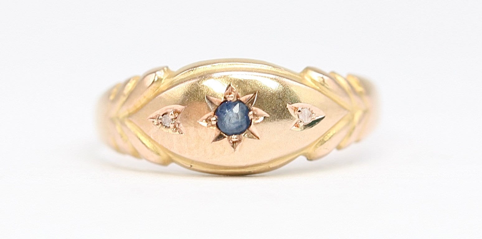 Superb antique 9ct gold Sapphire & Diamond ring - hallmarked Chester ...
