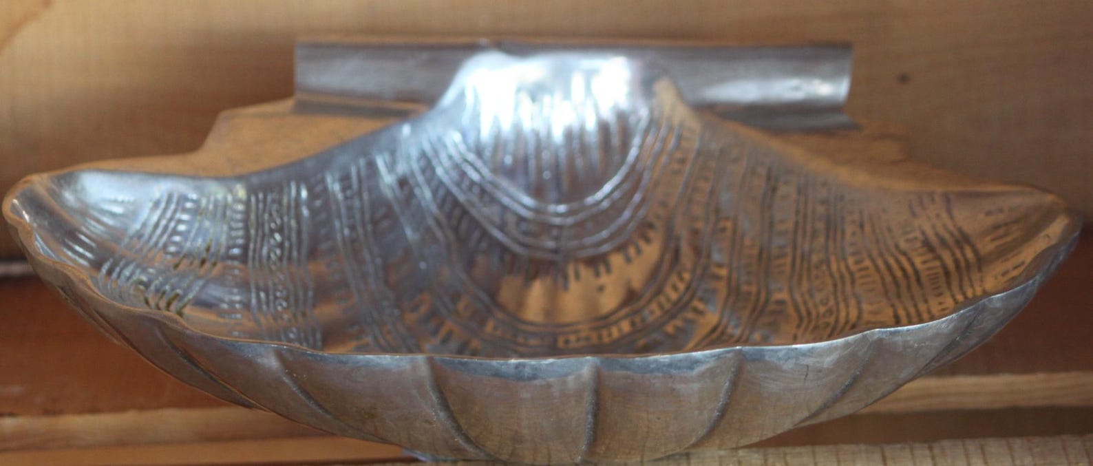 Large Pewter Scallop Shell Seafood Serving Bowl Beach Nautical Decor - Etsy