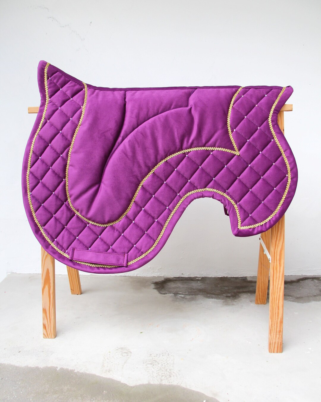 Saddle Pad Rococo Purple Velvet With Iridescent Rhinestones - Etsy
