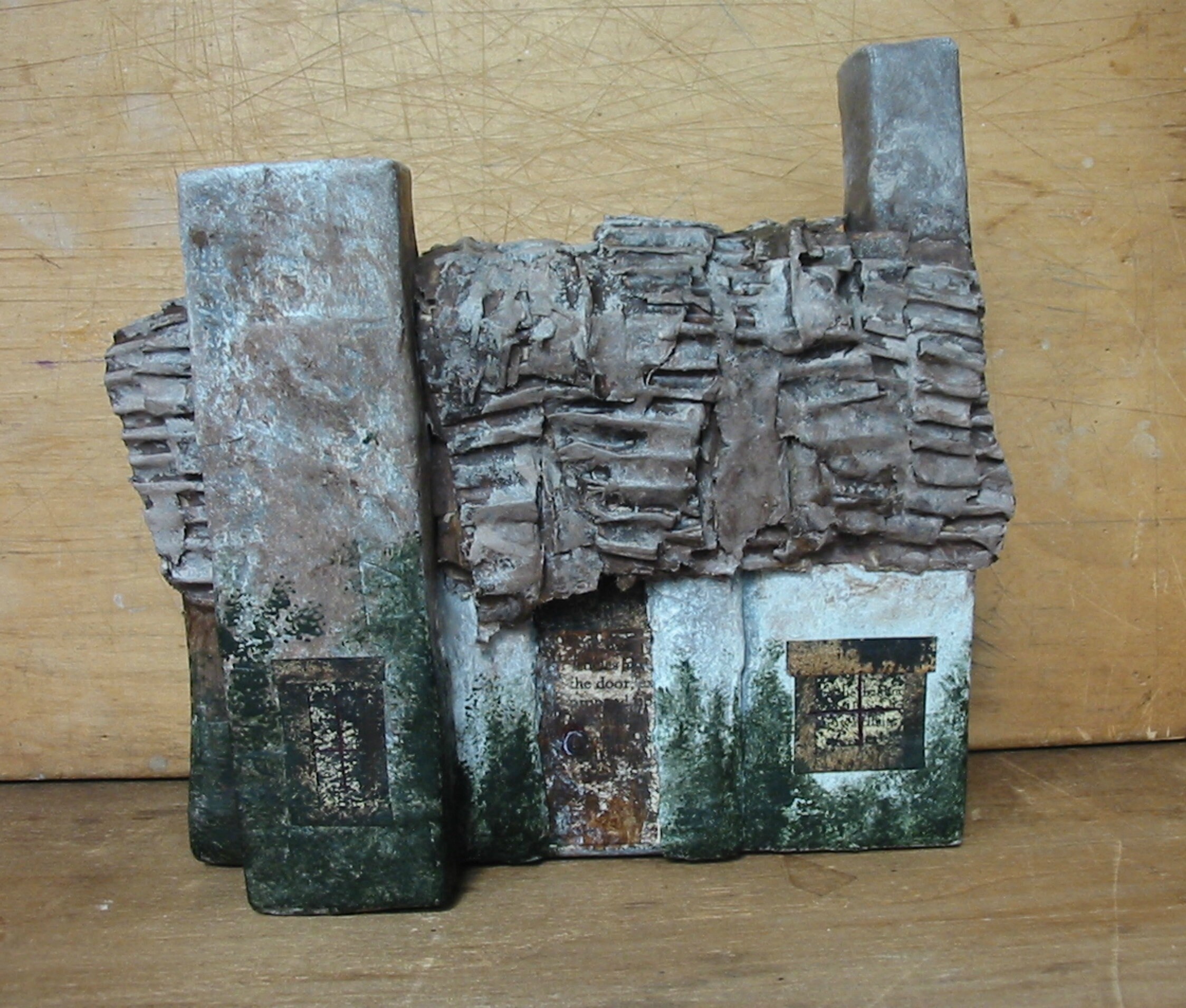 Old English Rustic Cottage Sculpture. Historic House Ornament. Country ...