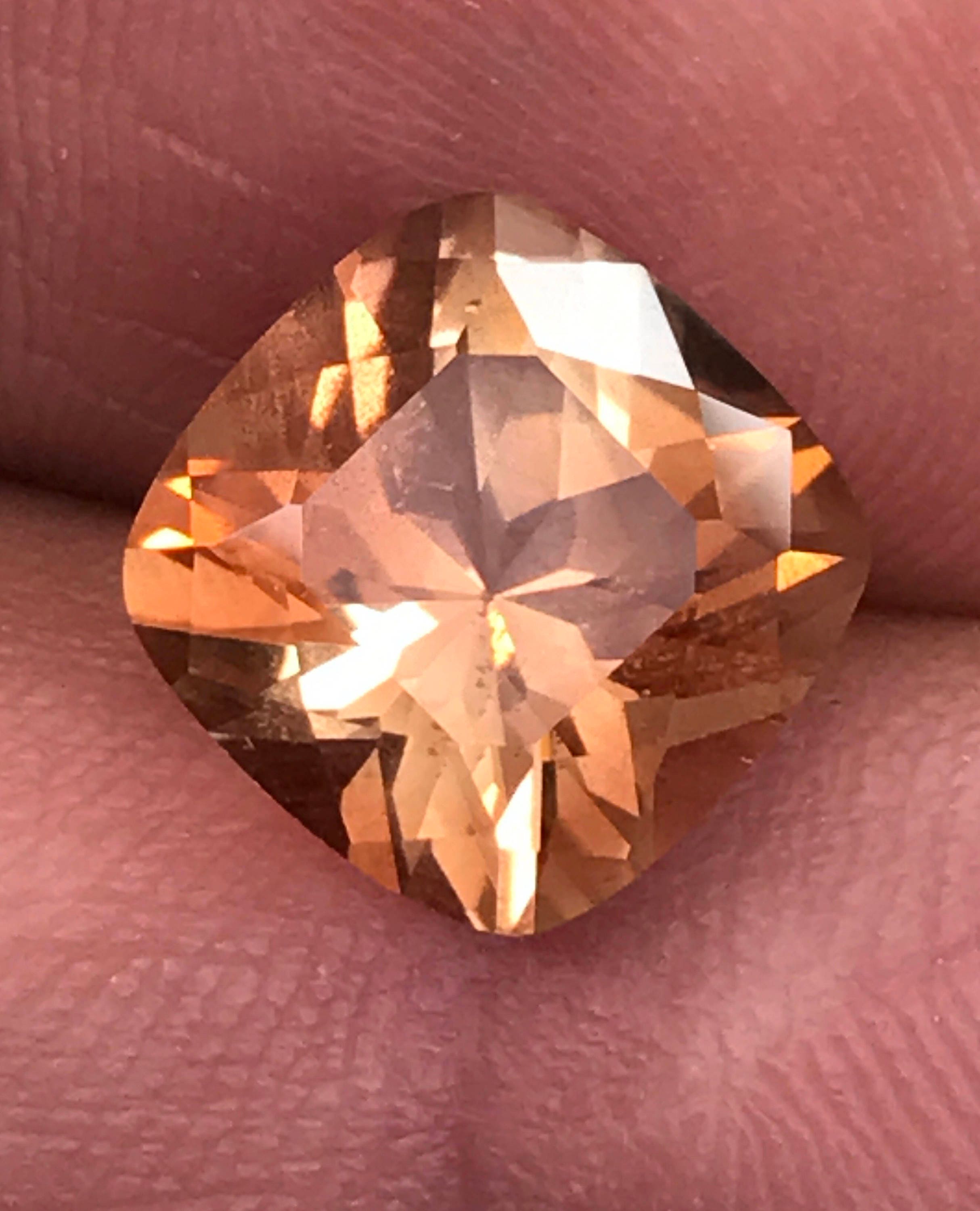 Oregon Sunstone, Red, with Schiller, 3.47ct