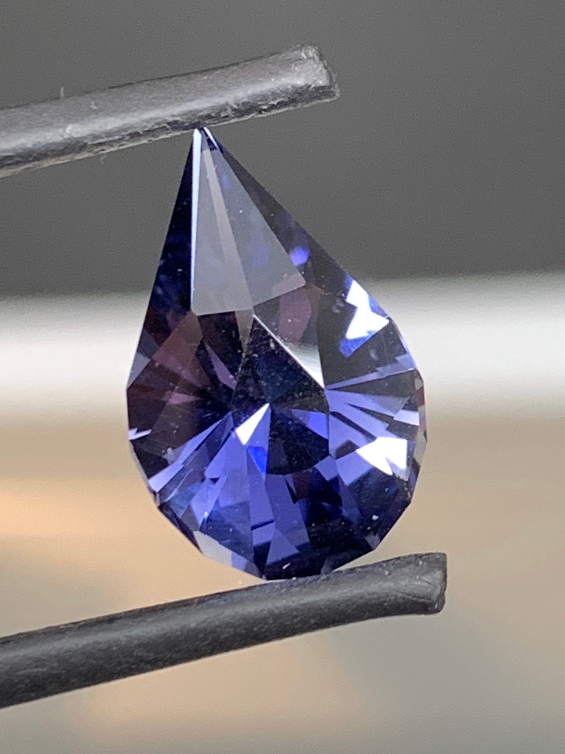 Breathtaking Iolite! Natural 3.26ct precision cut pear shaped gemstone ...