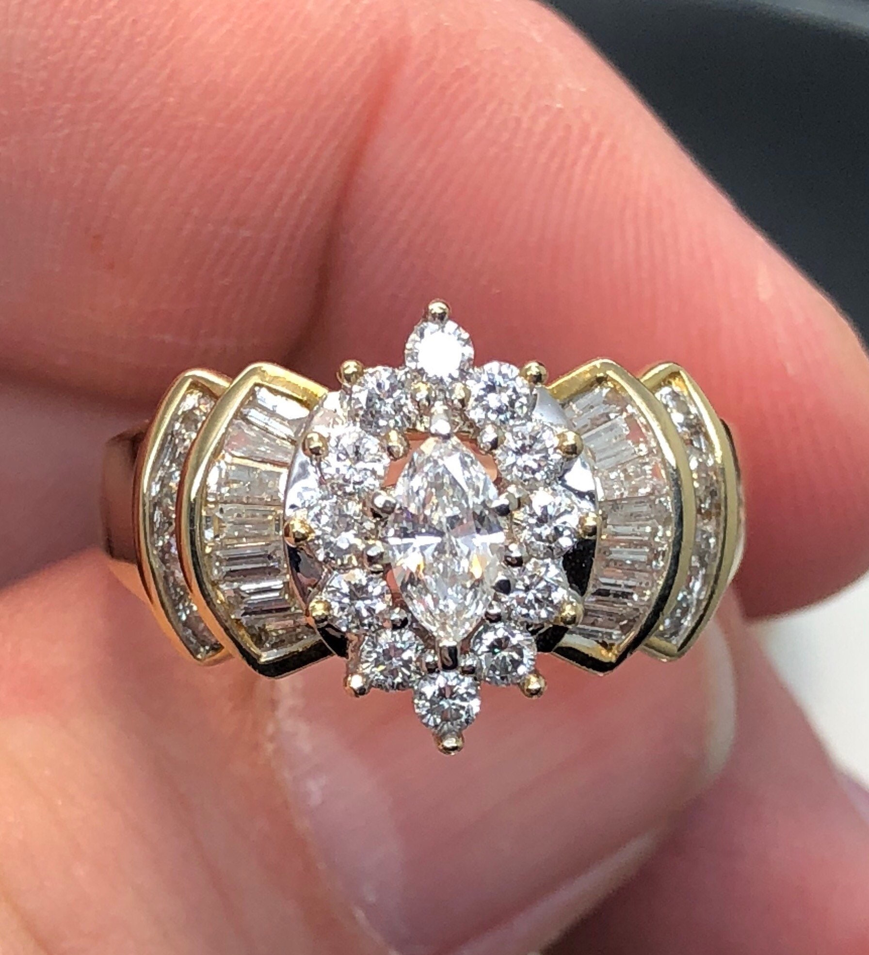 Two carat total weight NATURAL DIAMOND RING In 14k gold.