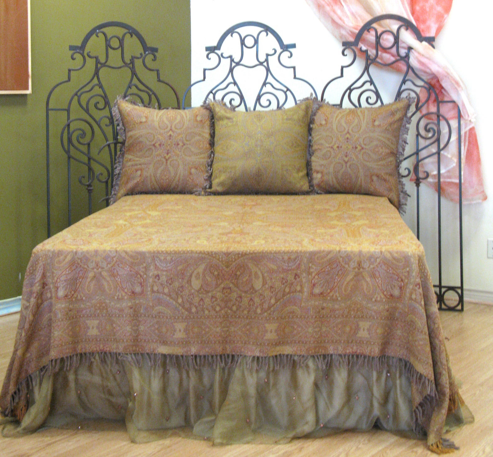 Luxurious Merino Wool "addi" Paisley Bedspread Bedcover Coverlet ...