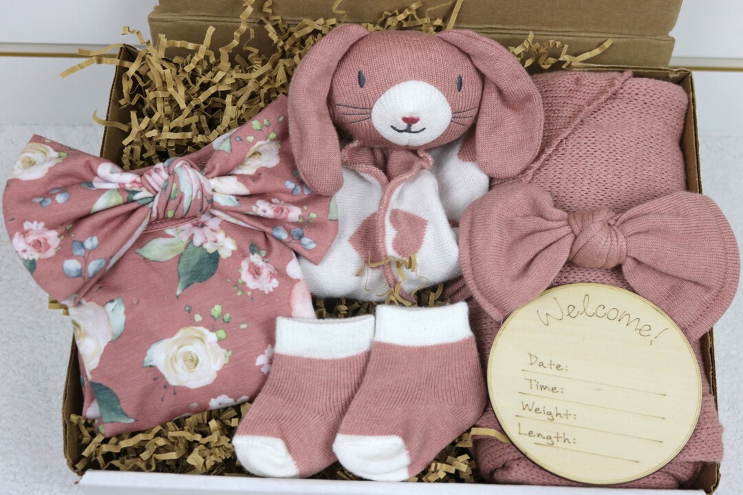 Baby Girl Gift Box Welcome Baby Gift Box Opening Baby Gift Set Baby ...