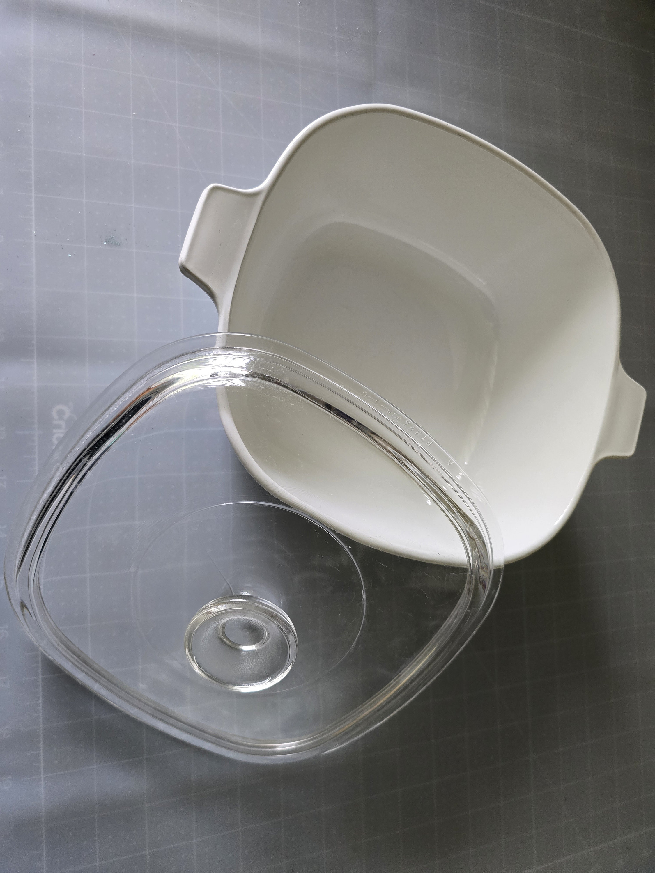 MADE in THE USA. Vintage Pyrex Cornflower Baking/casserole Dish With ...