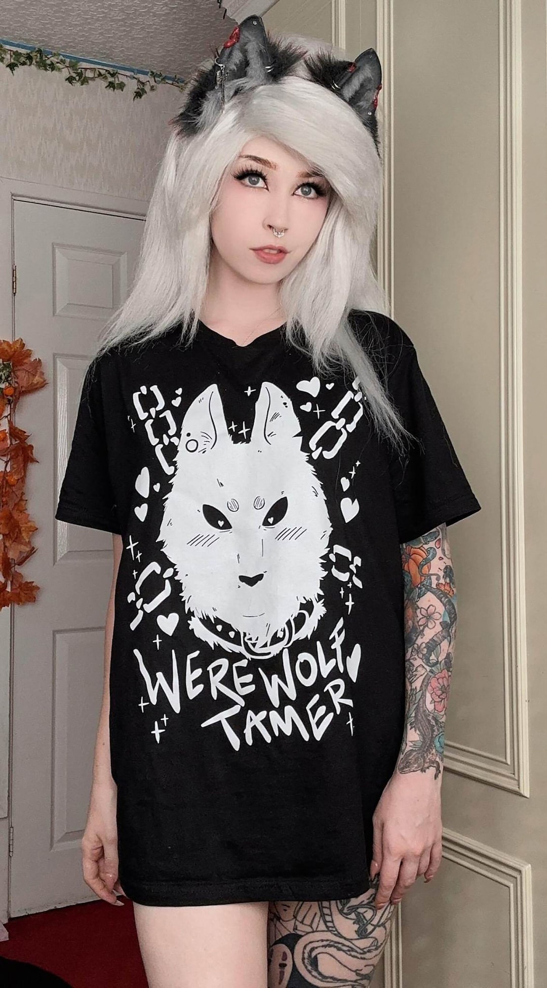 Black Werewolf Tamer T-shirt - Etsy