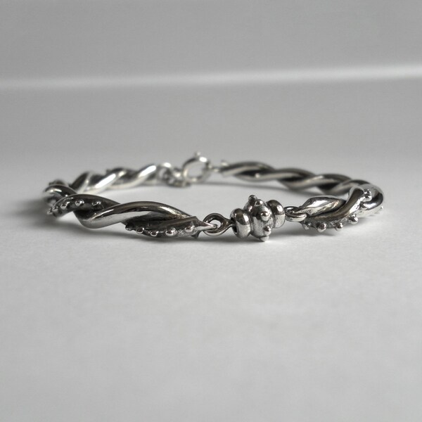 Interlaced - Etsy