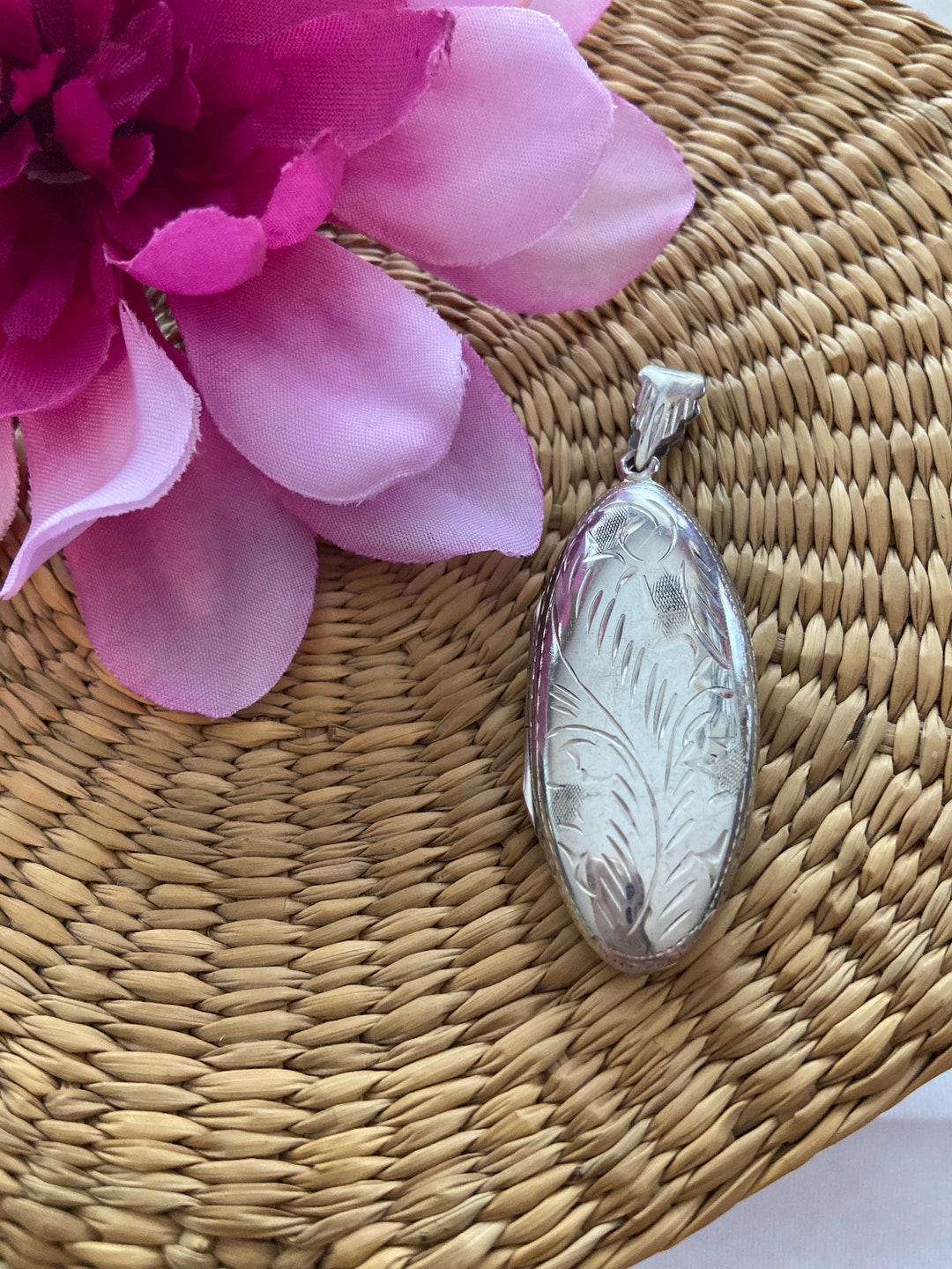 Vintage Sterling Long Oval Etched Locket Pendant - Etsy