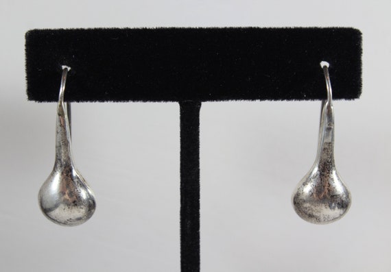 Vintage Sterling Silver Tear Drop Shape Earring - Gem