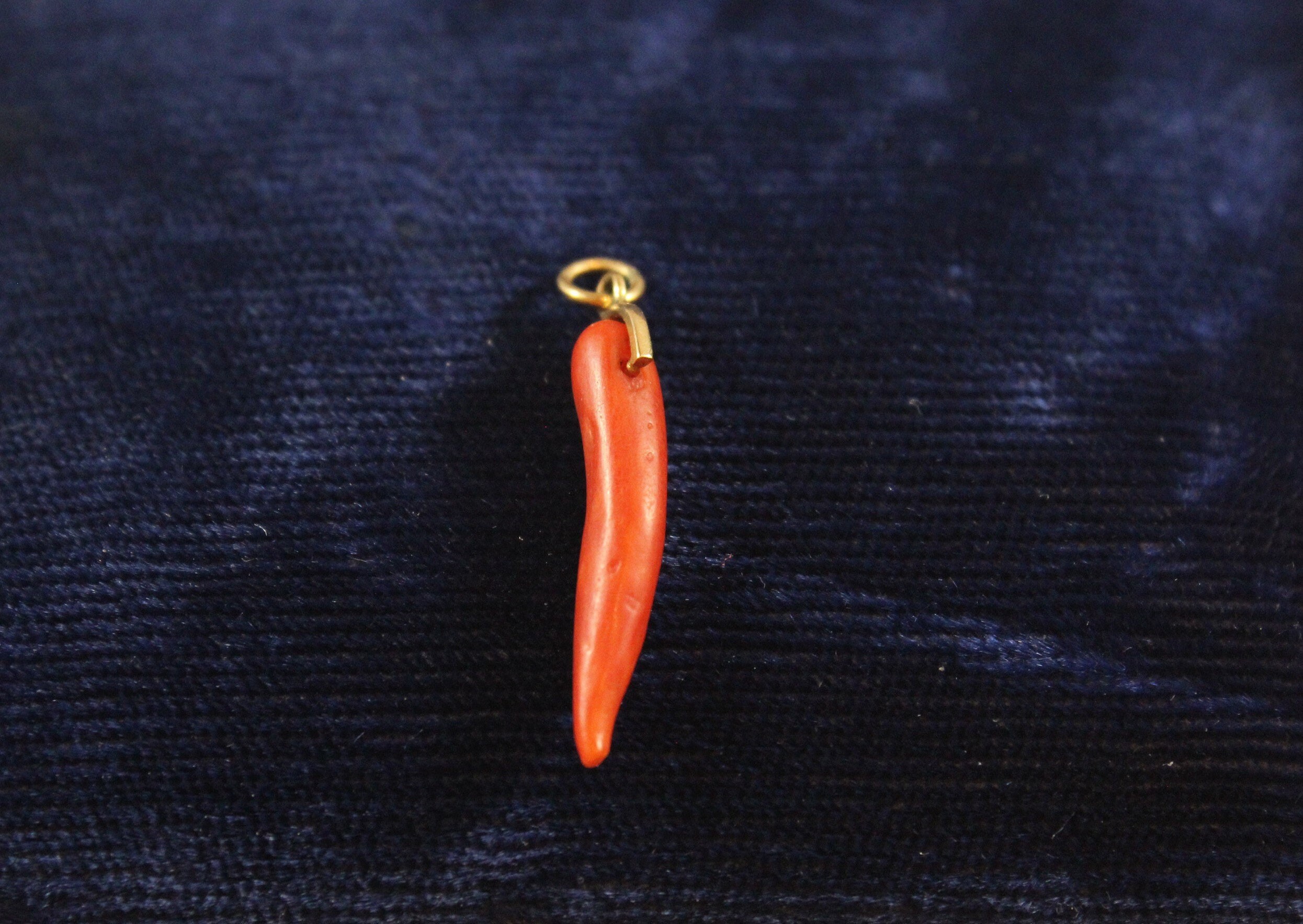 Antique 18k Gold Horn Shape Natural Red Coral Pendant - Etsy