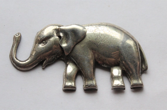 Collectibles Art & Collectibles Vintage Tiny Silver elephants etna.com.pe